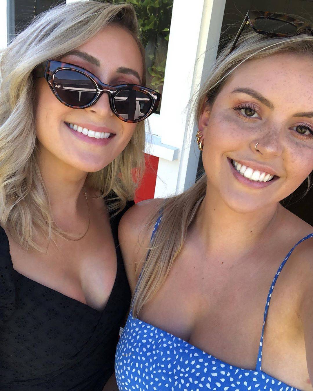 Sisters [2] | Scrolller