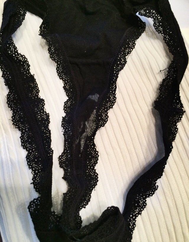 Sisters panties | Scrolller