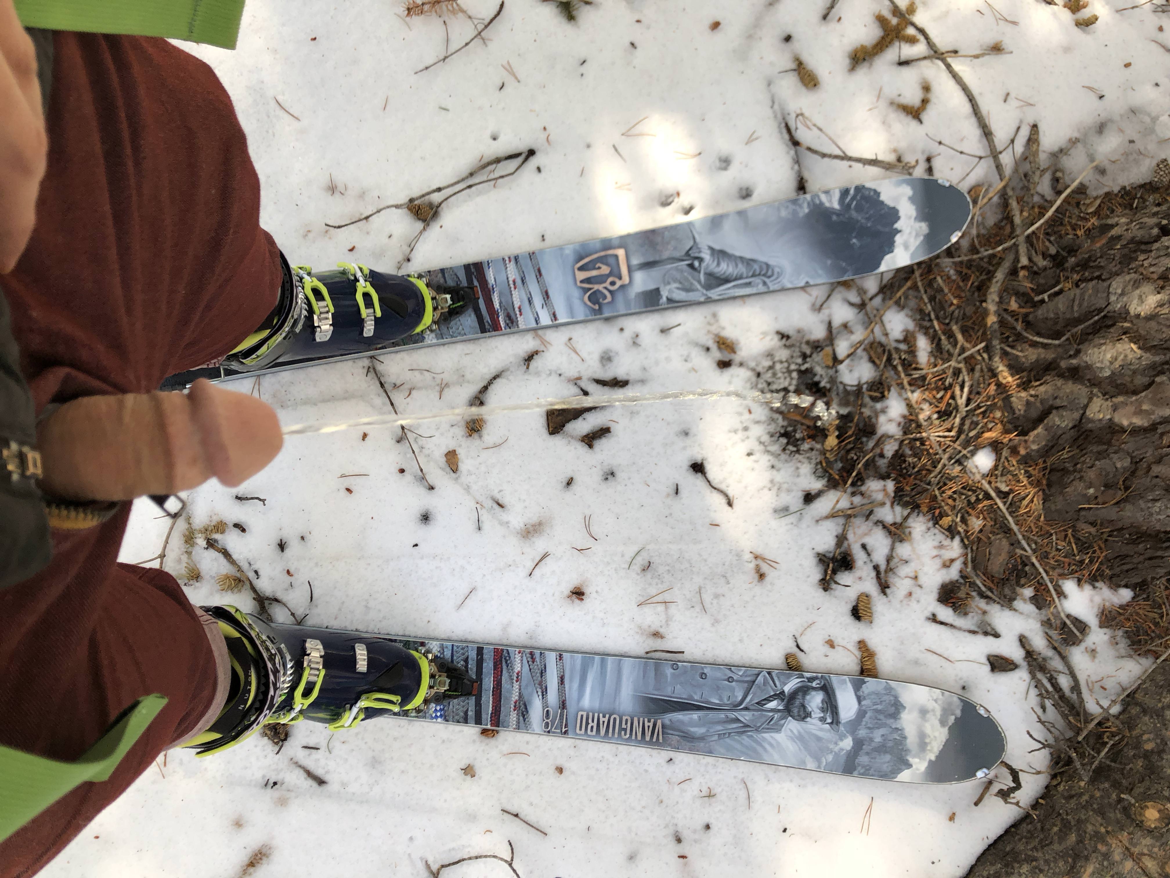 Skiing and Peeing | Scrolller