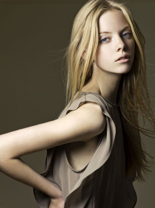 Skye Stracke [irtr] | Scrolller