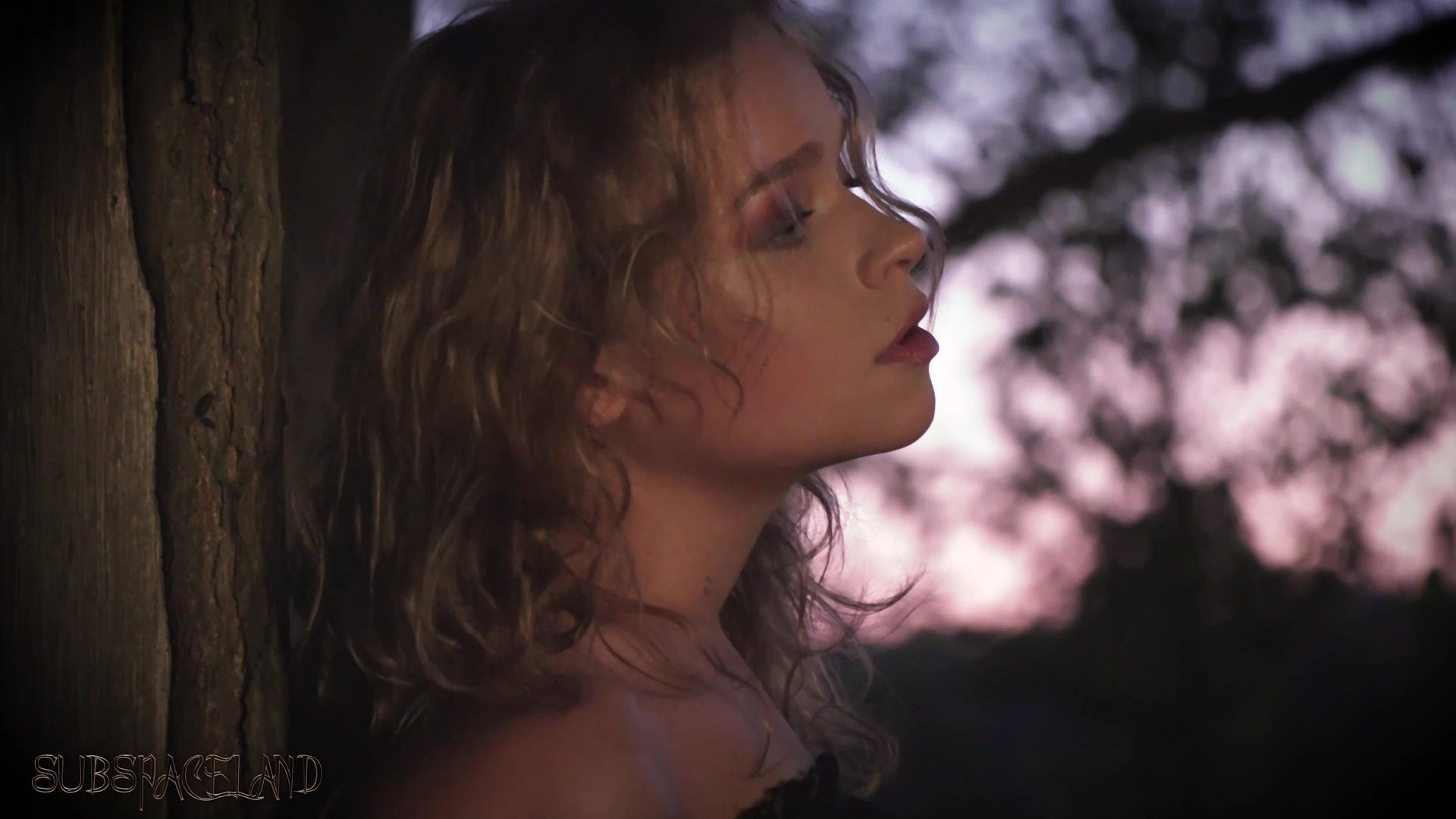 Slave in struggle | Scrolller