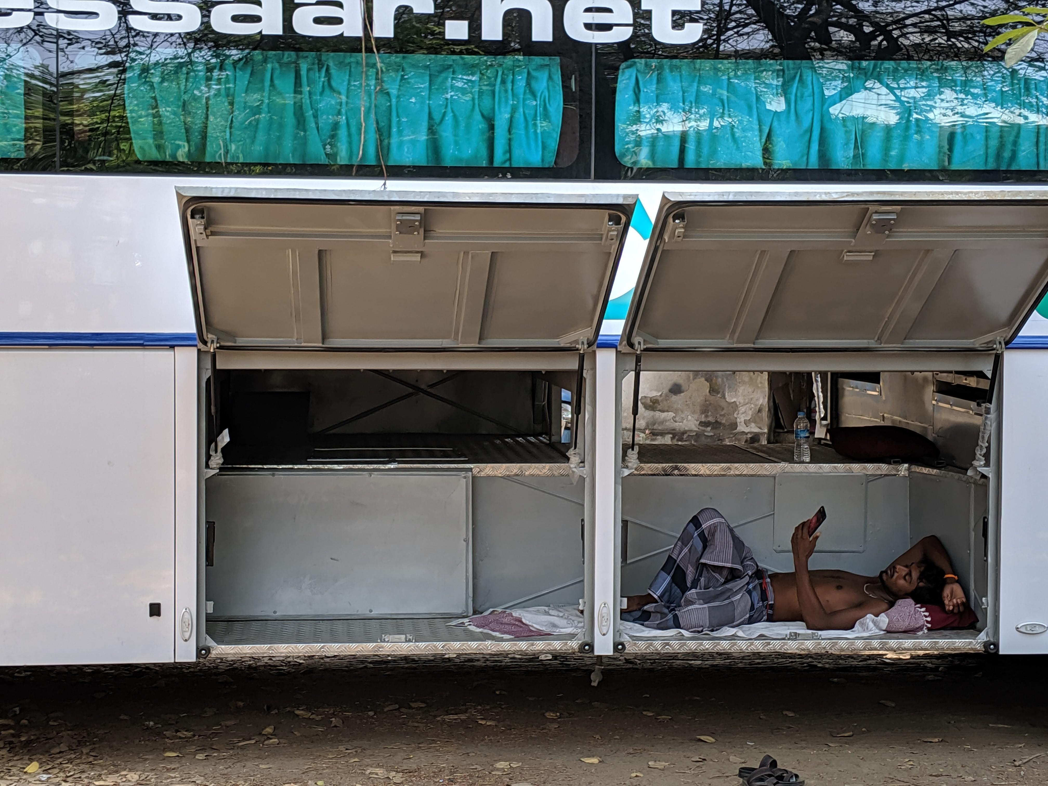 Sleeper class bus | Scrolller