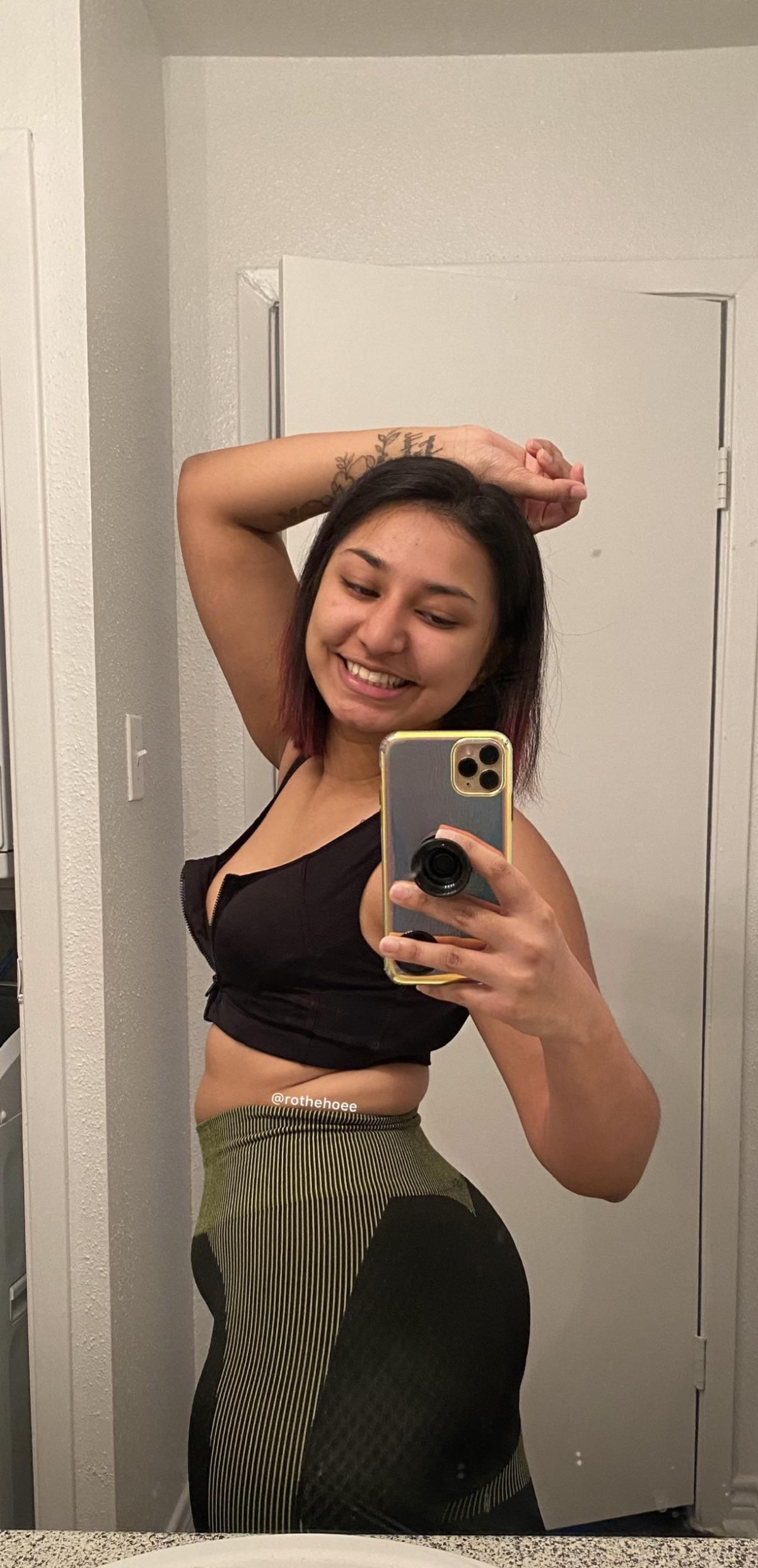 Sliding in to say hey 👋🏽 ☺️ | Scrolller