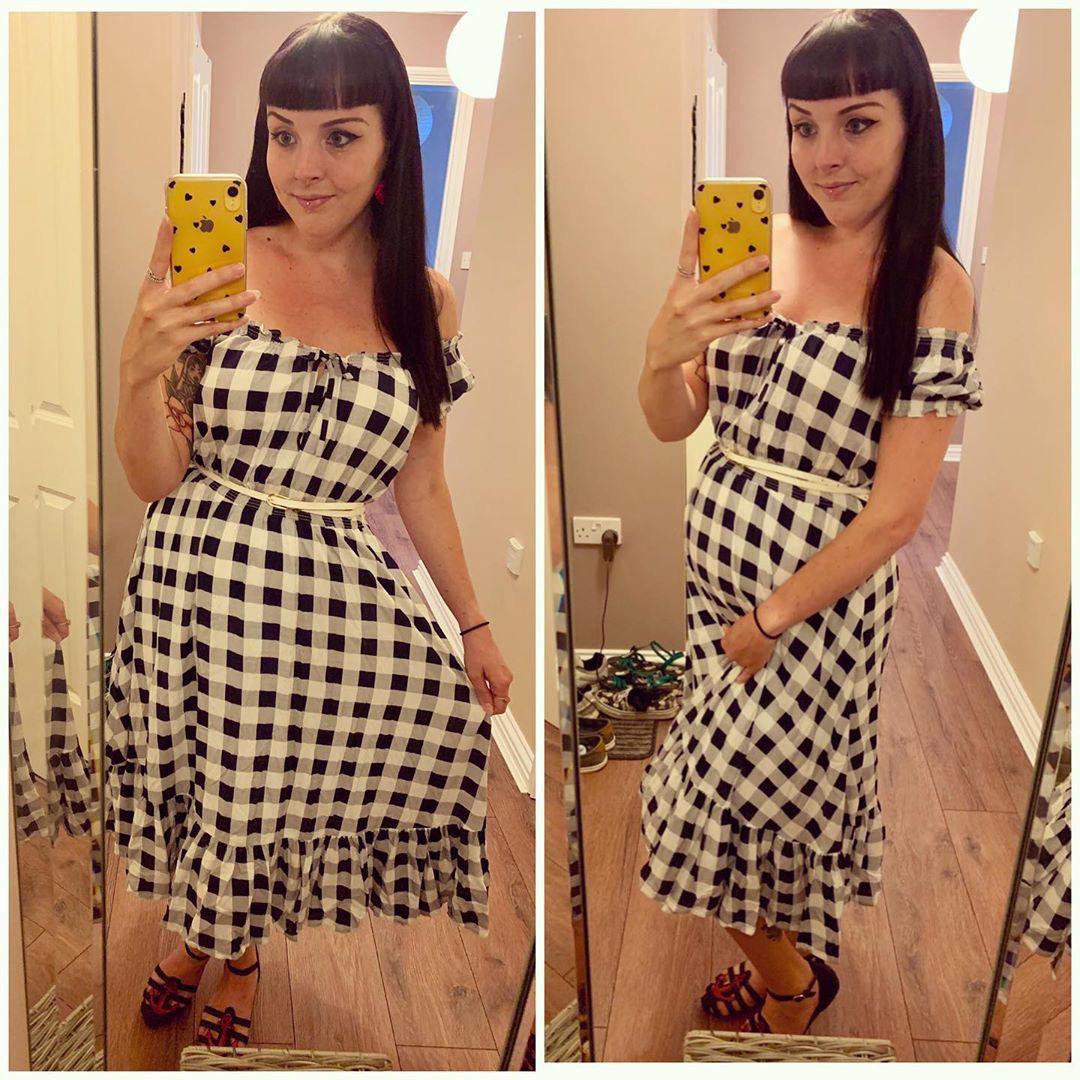 Slightly pregnant | Scrolller