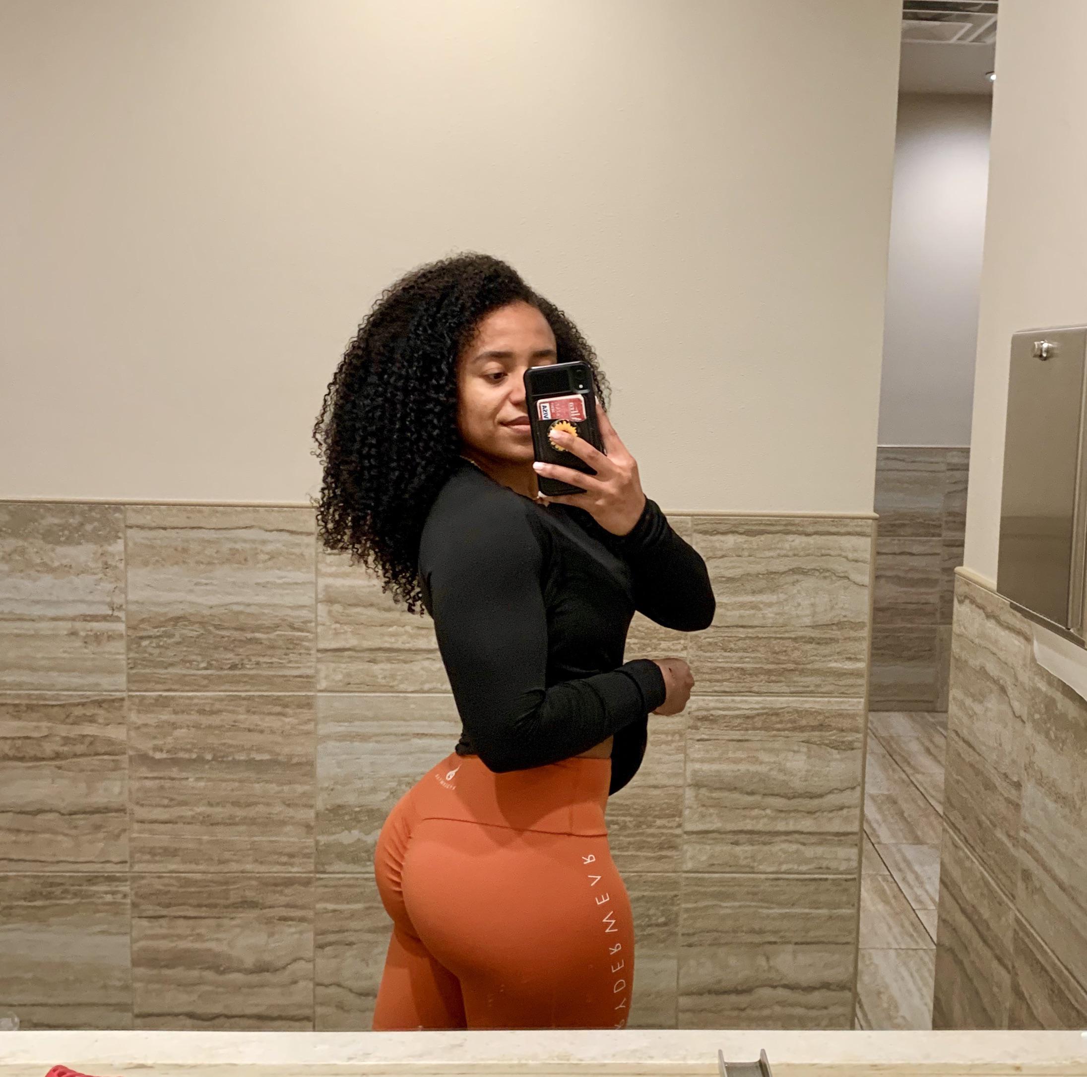 Slim thicc | Scrolller