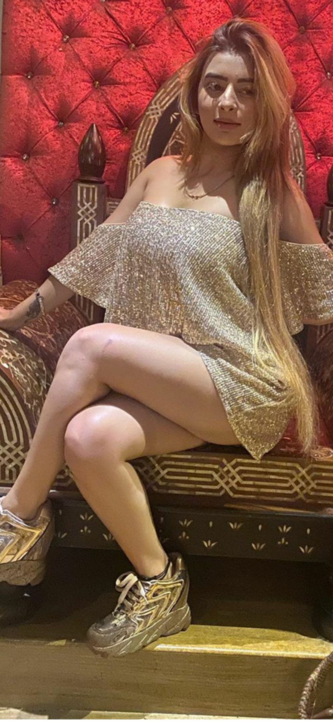 Slutty Ankita Dave.. Delicious thighs👅👅 | Scrolller