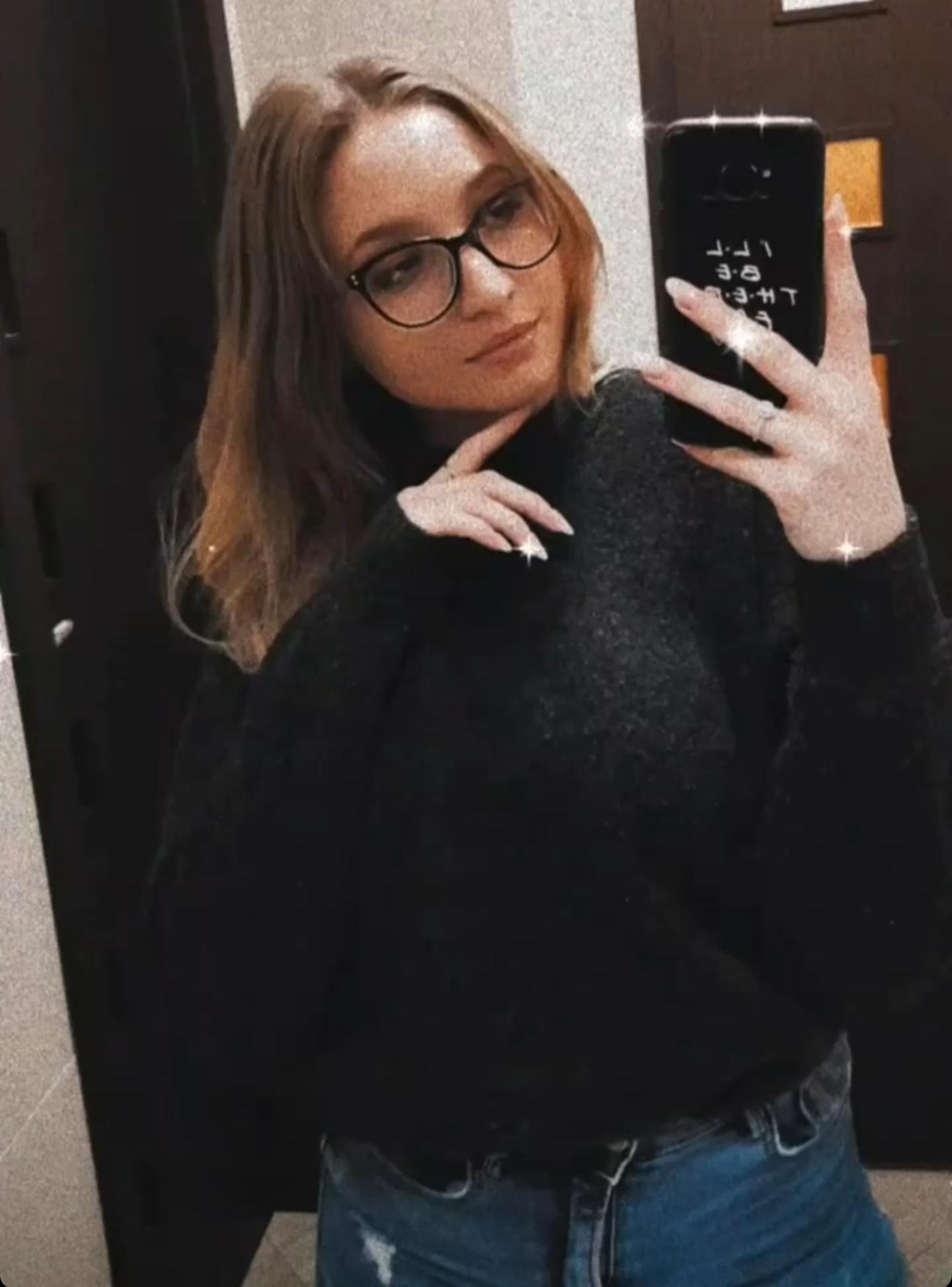 Slutty old friend of mine | Scrolller