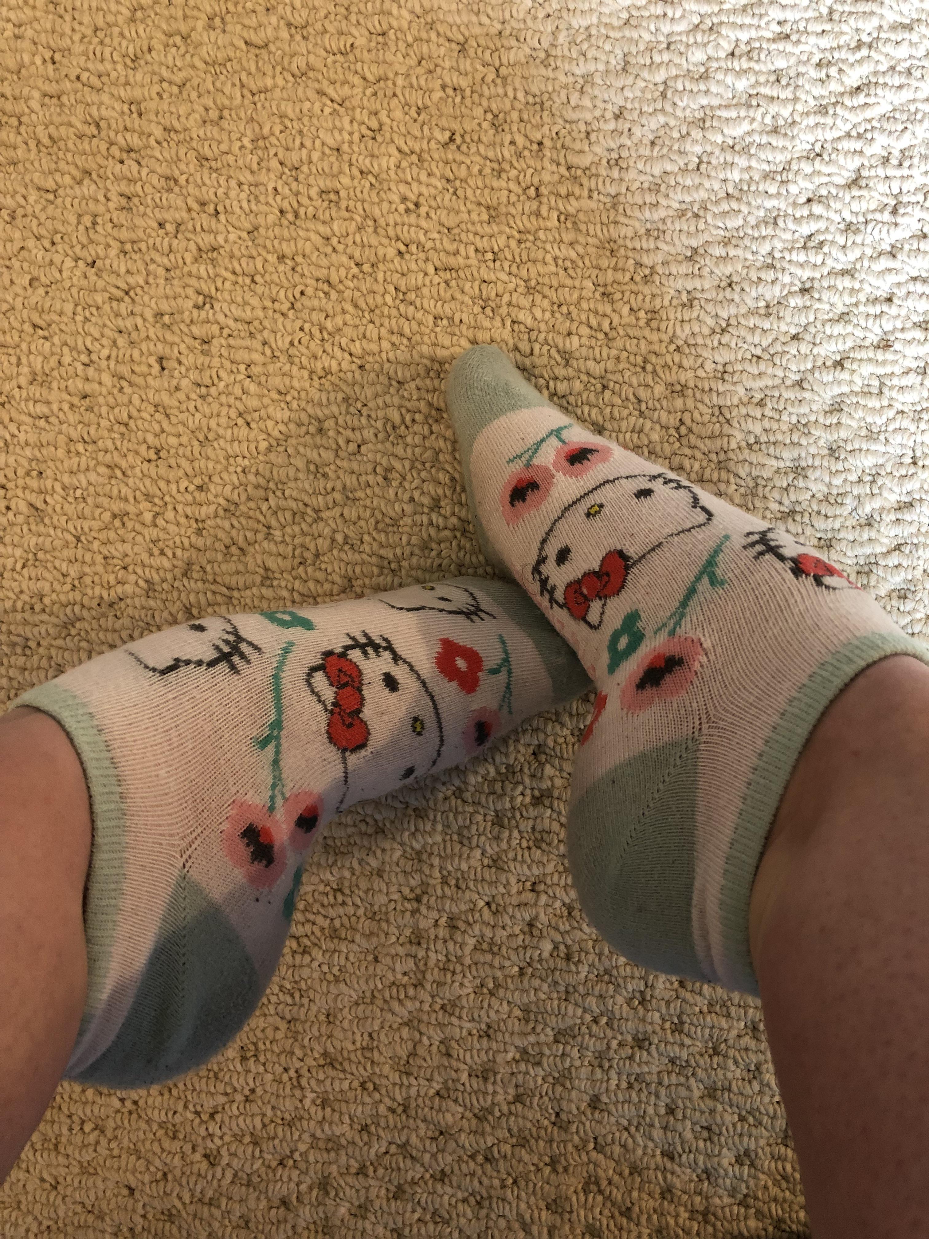 Smelly Little Hello Kitty Socks Scrolller