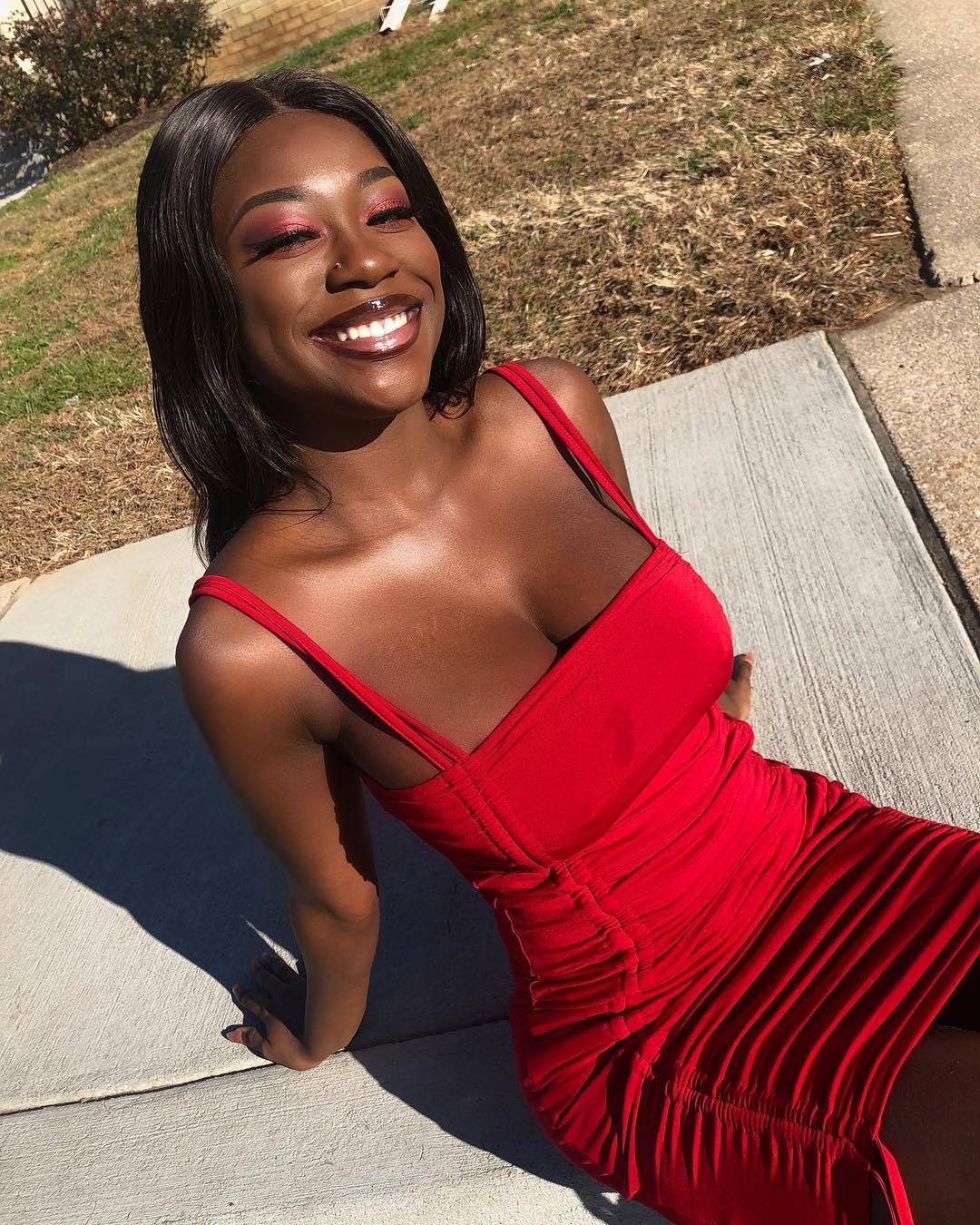 Smiling In The Sun | Scrolller