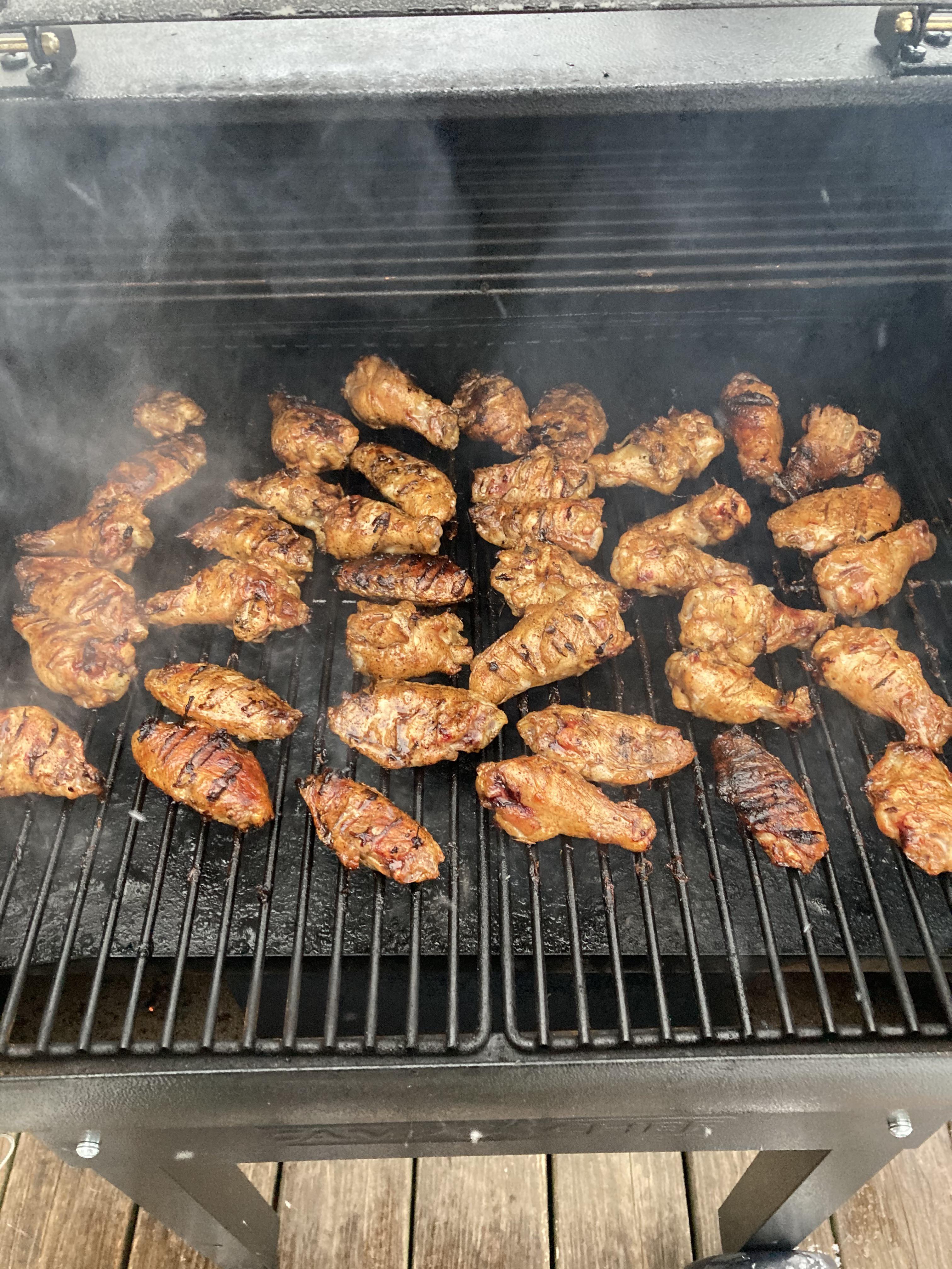 Smoked wings! | Scrolller