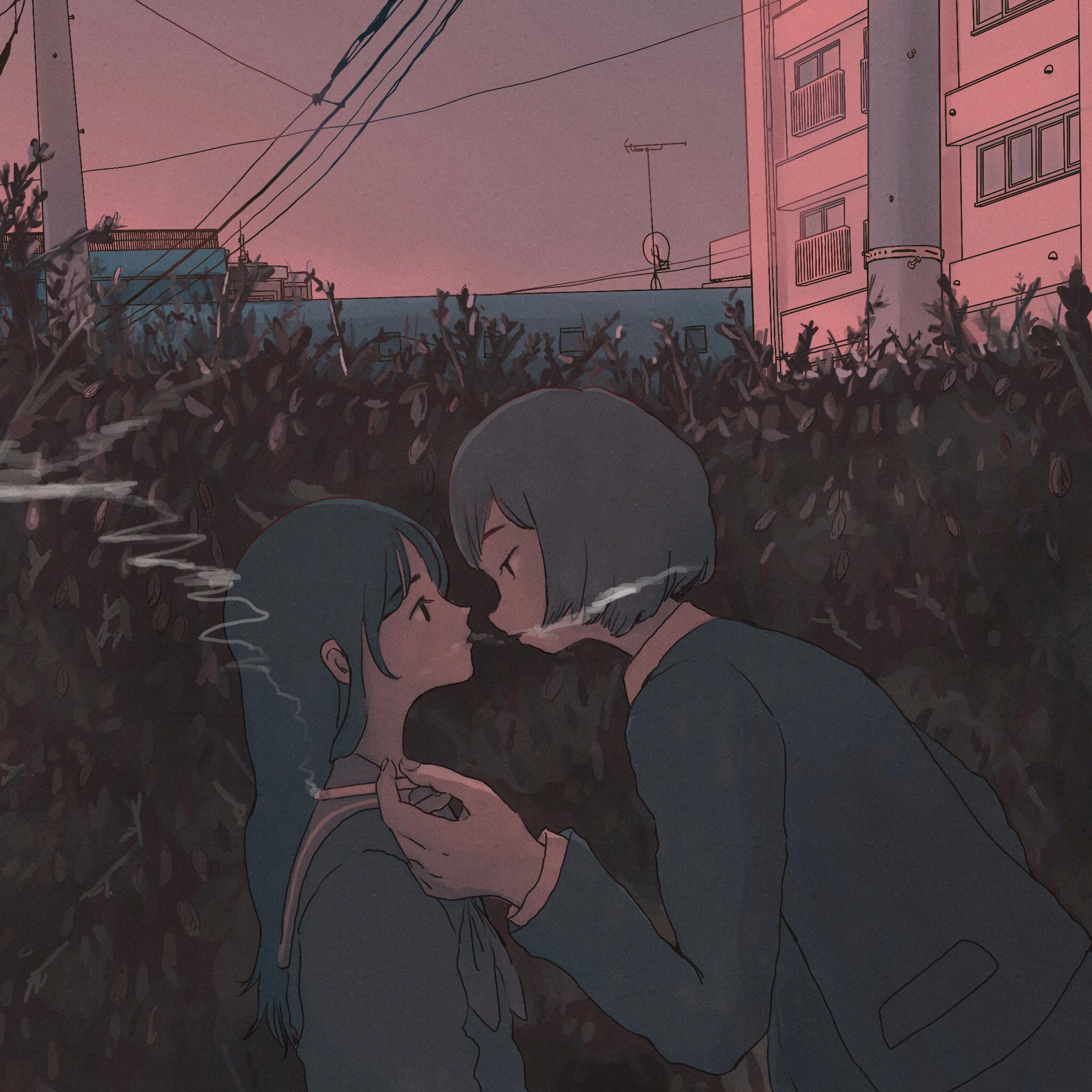 Smoky Kiss | Scrolller