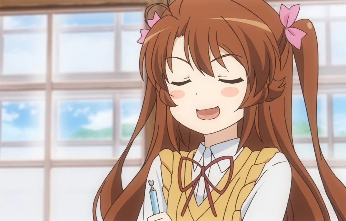 smug komari | Scrolller