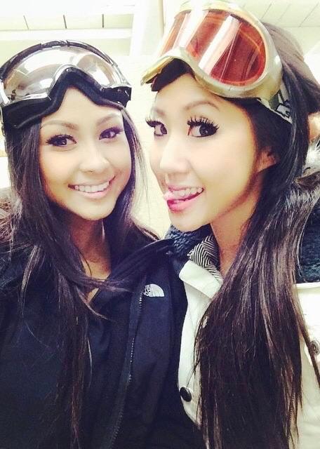 Snow bunnies | Scrolller