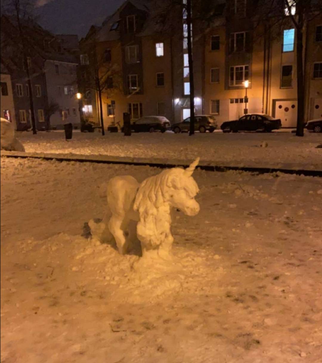 Snow unicorn | Scrolller