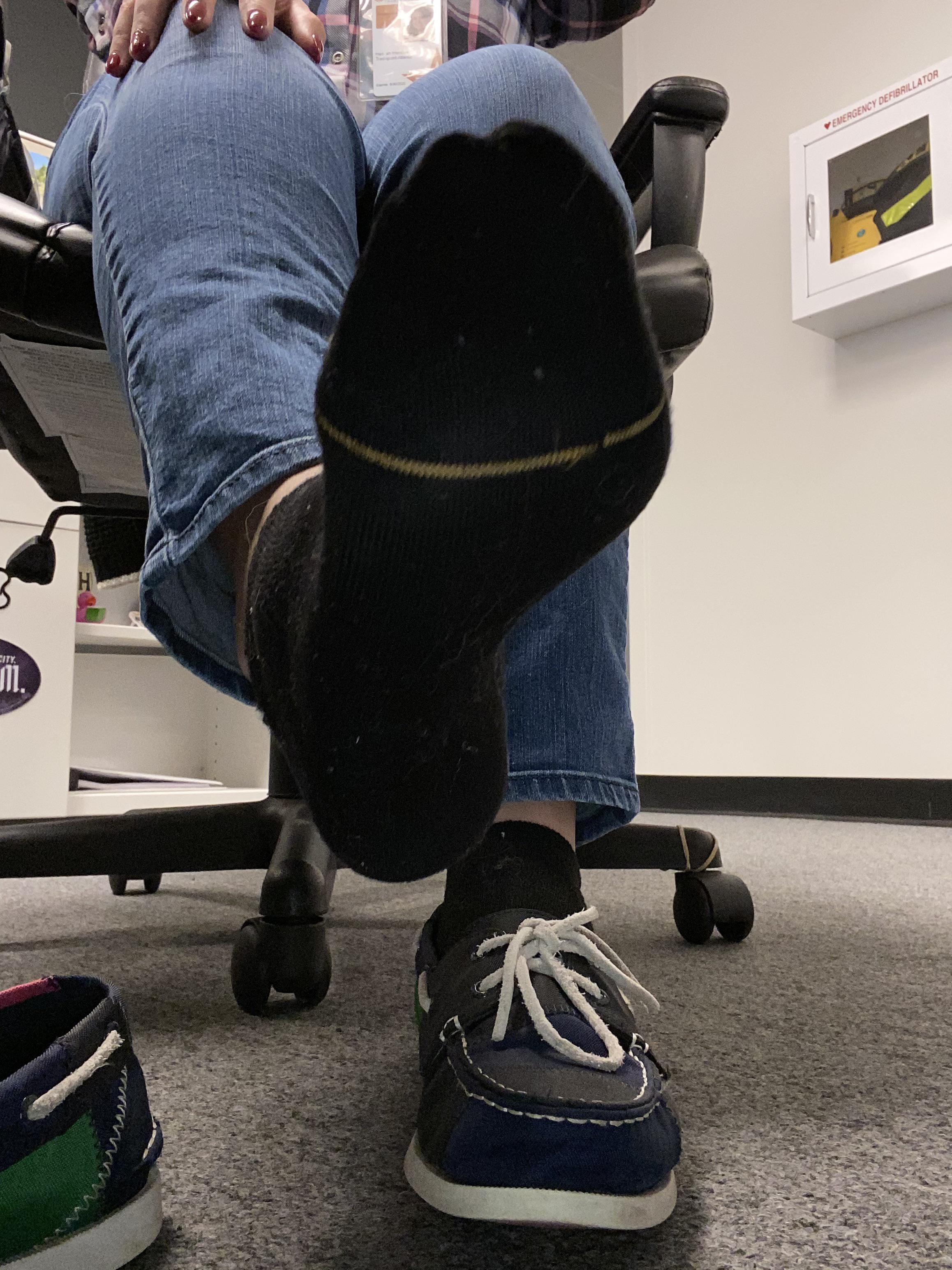 Smelly black socks | Scrolller