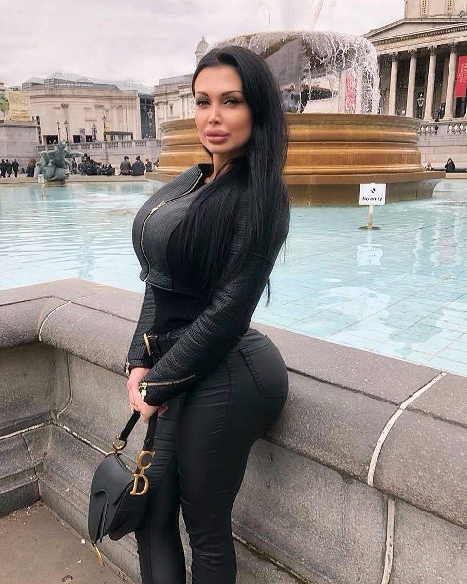 Aletta Ocean | Scrolller