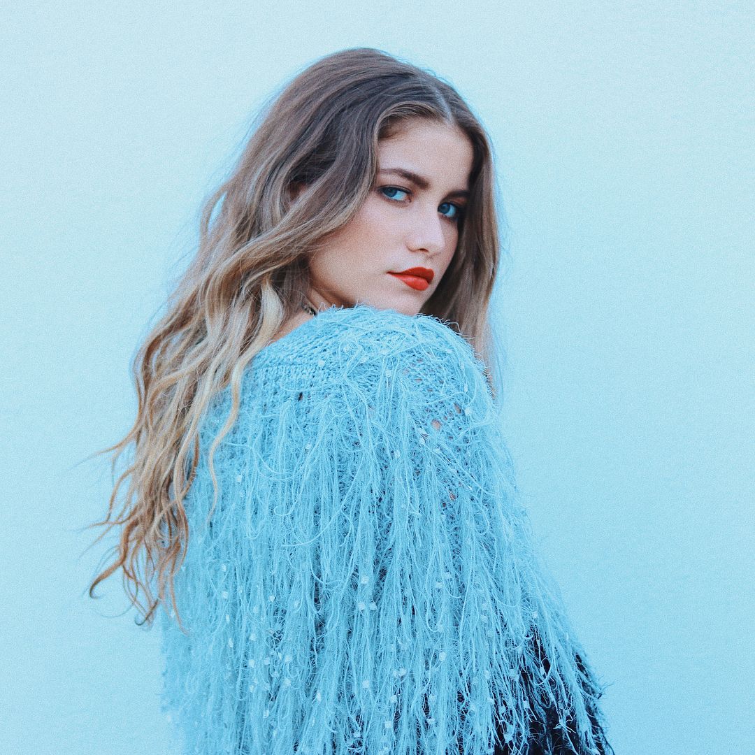 Sofia Reyes | Scrolller