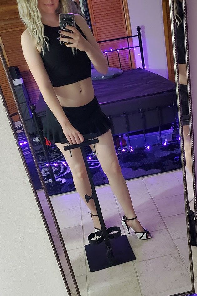 Some people wanted to see my CBT Pillory... Here it is. 💜 | Scrolller