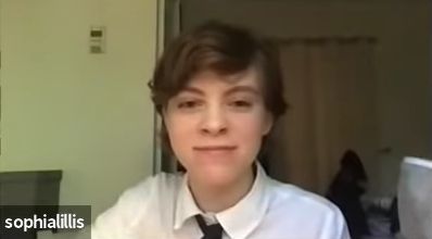 Sophia watching this subreddit | Scrolller