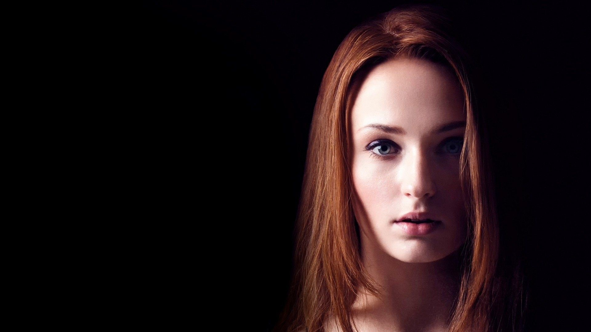 Sophie Turner Wallpaper | Scrolller