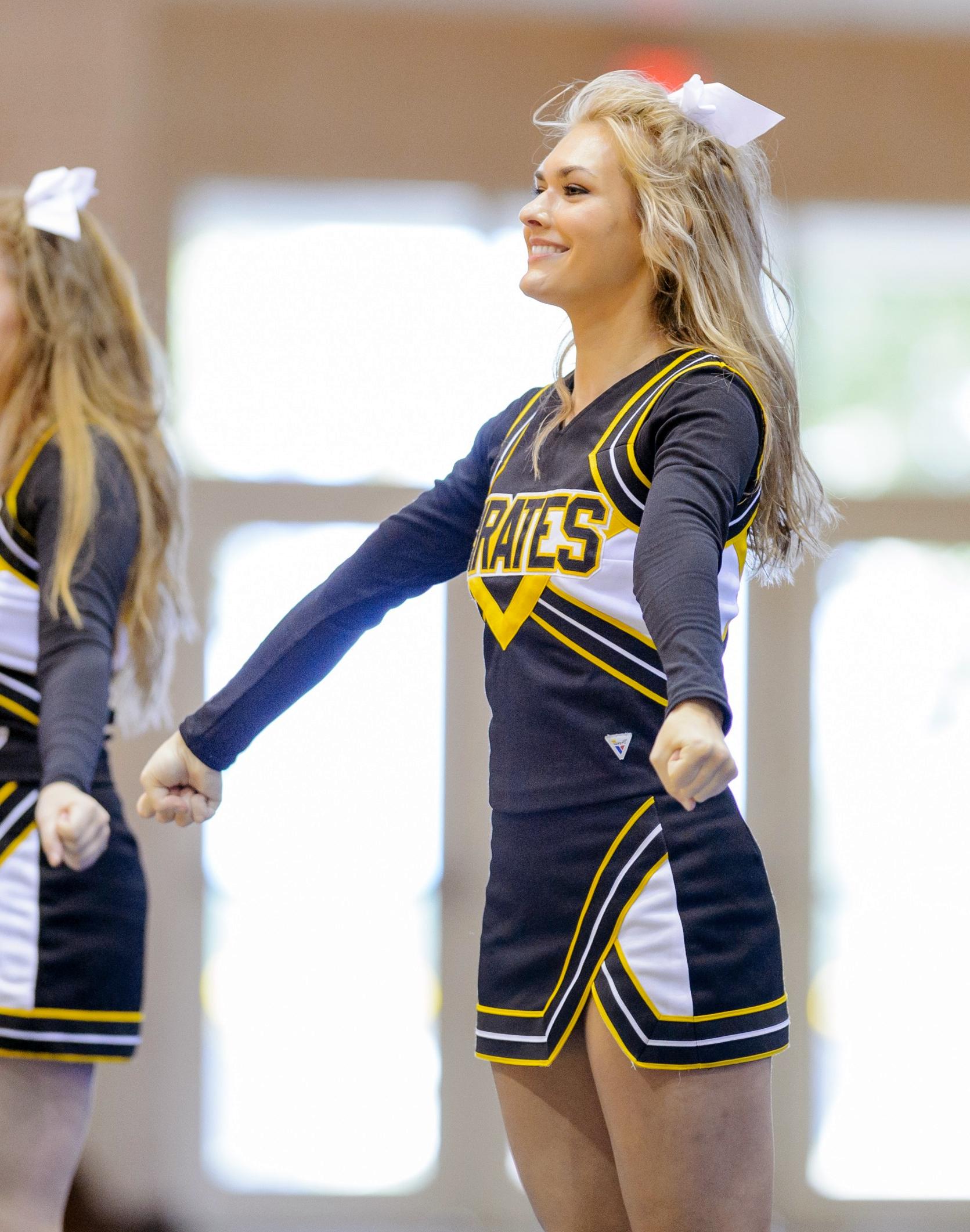 Southwestern University cheerleader | Scrolller