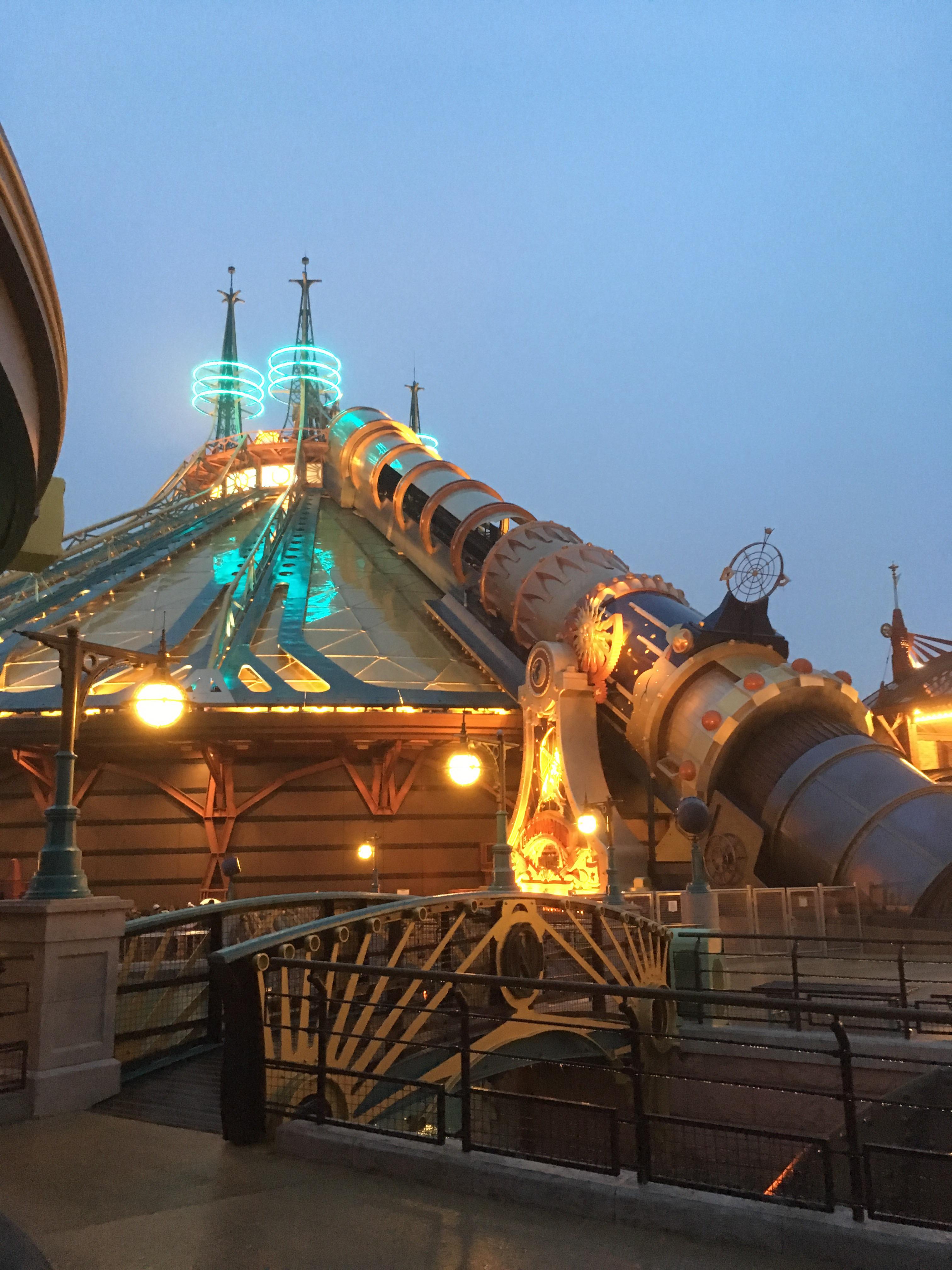 Space mountain @ disneyland paris | Scrolller