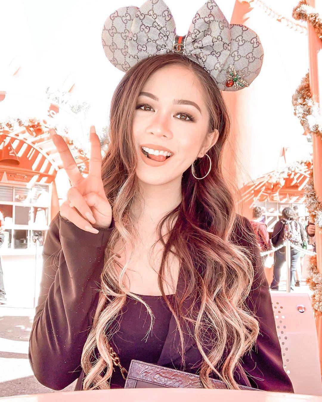 Sparkly ears | Scrolller