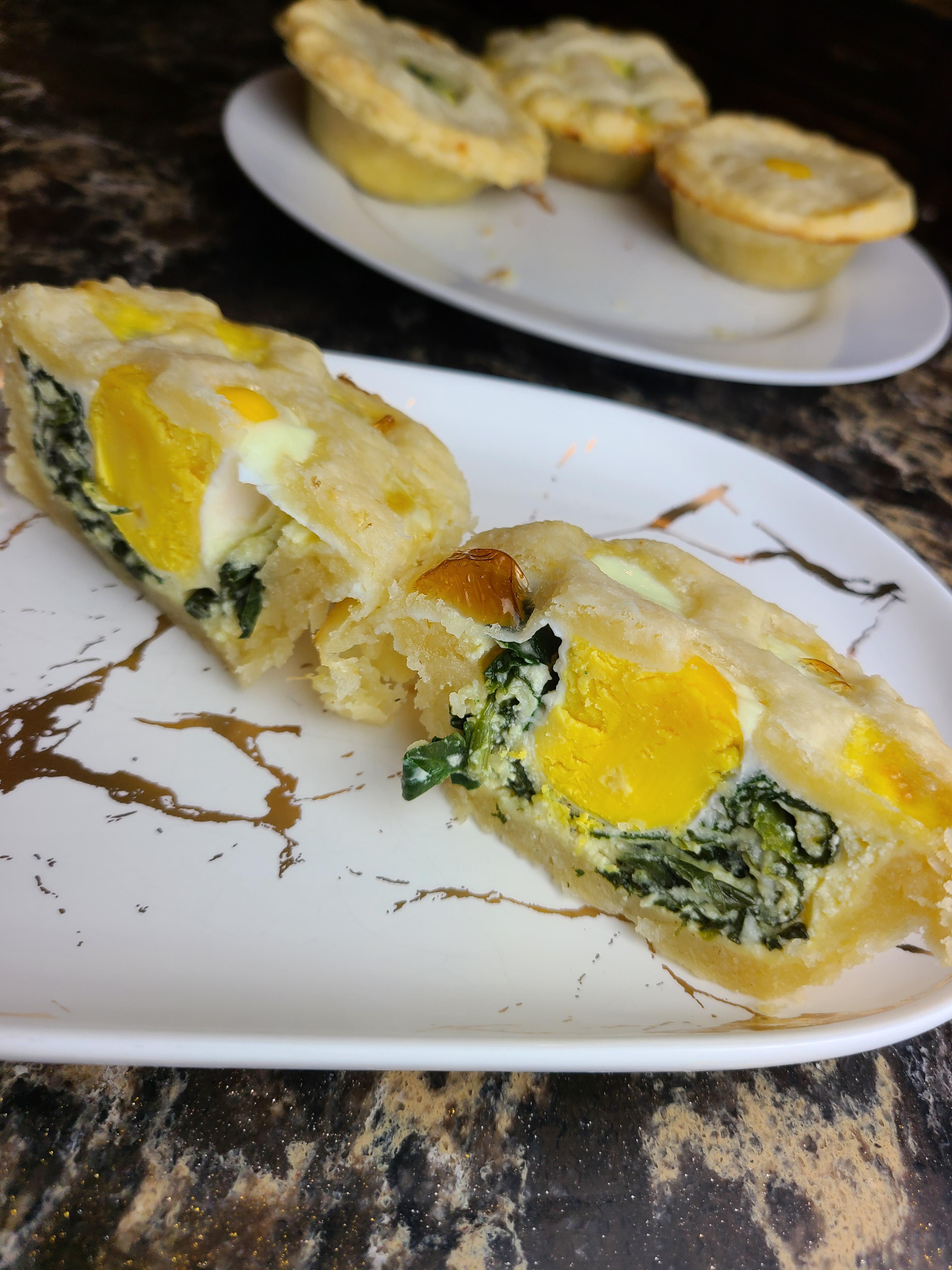 Spinach, egg and ricotta cheese tart | Scrolller