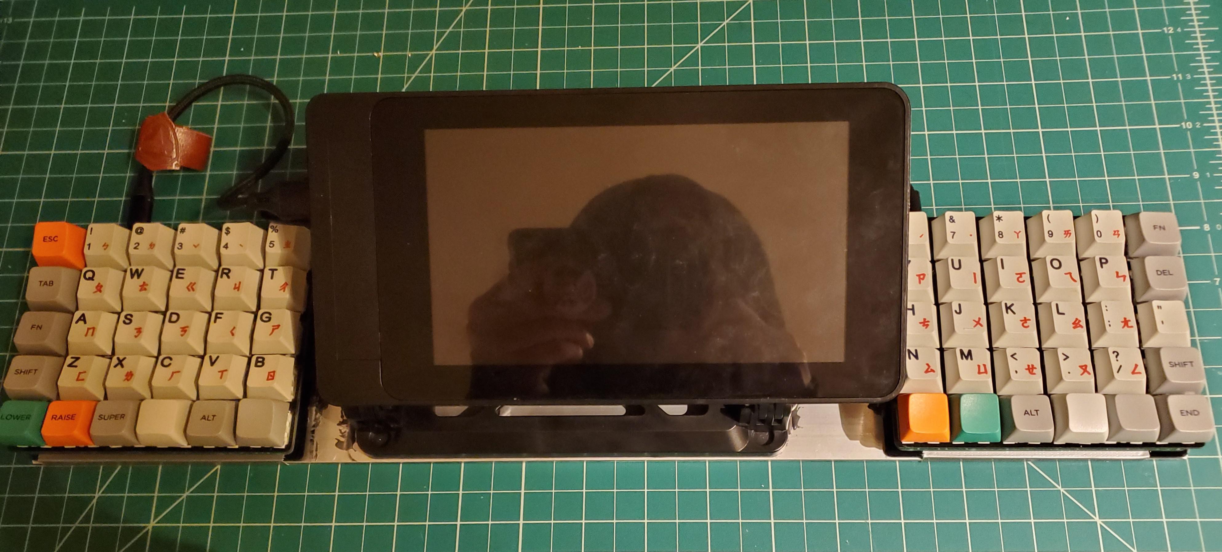 Split Mechanical Keyboard Cyberdeck | Scrolller