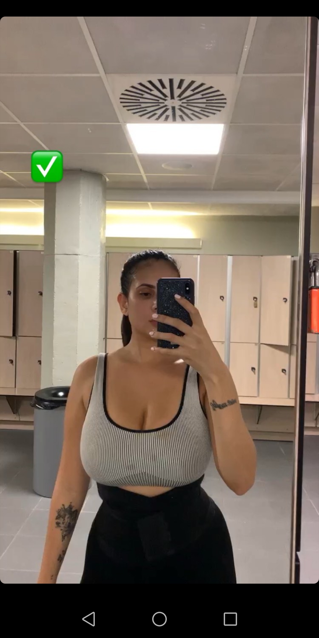 Sport bra | Scrolller