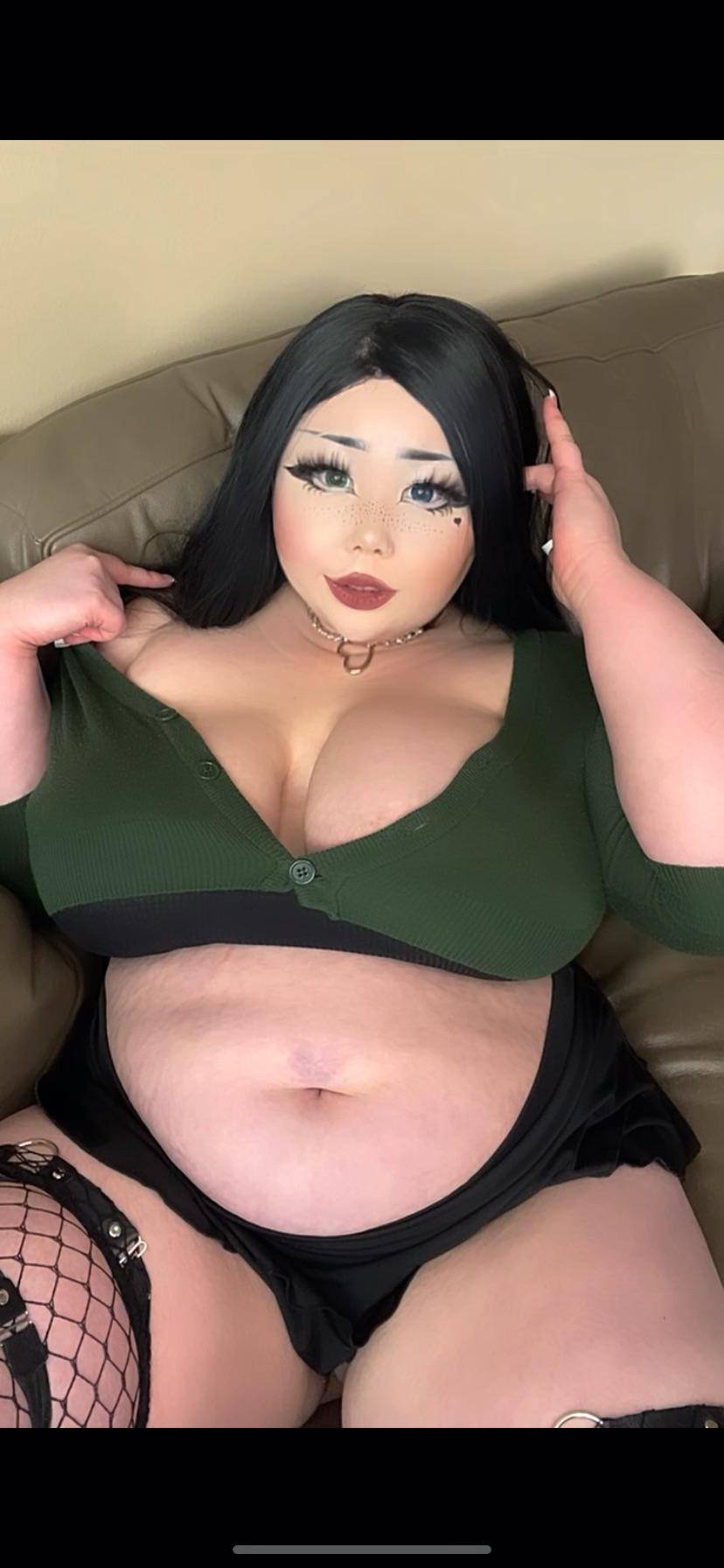 squishy schoolgirl 😊 | Scrolller