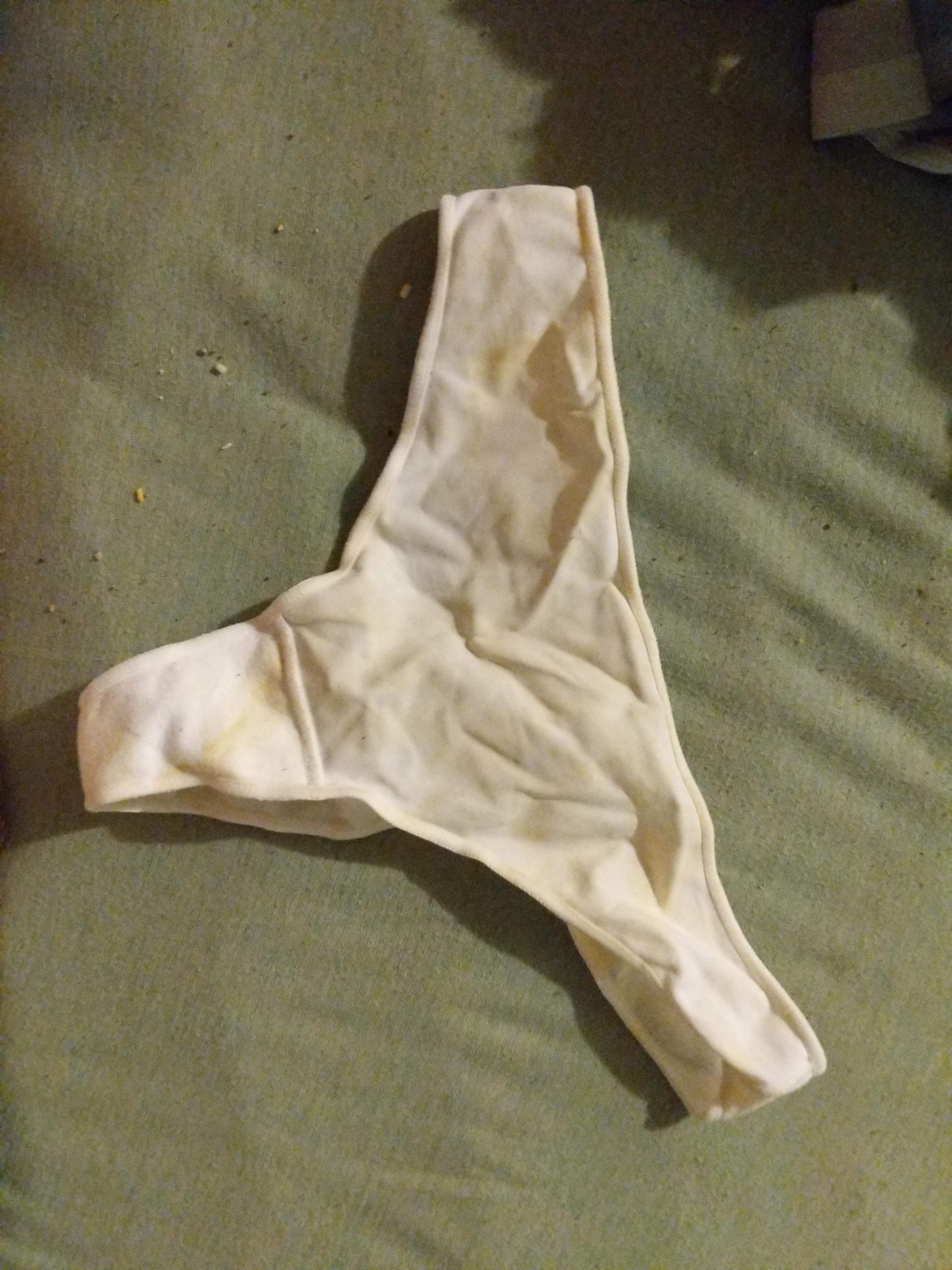Stained In Old Cum After Soaking Then Over And Over And The Edges Are Still White Scrolller