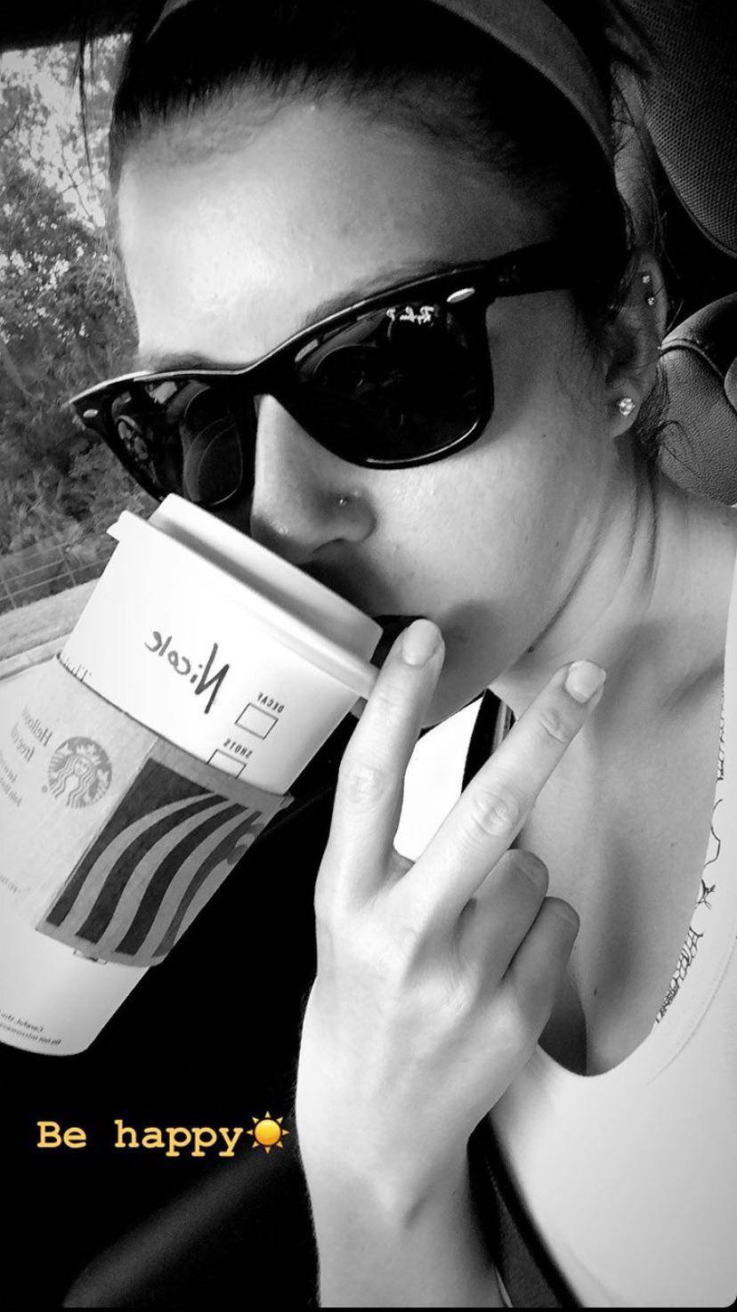 Starbucks | Scrolller