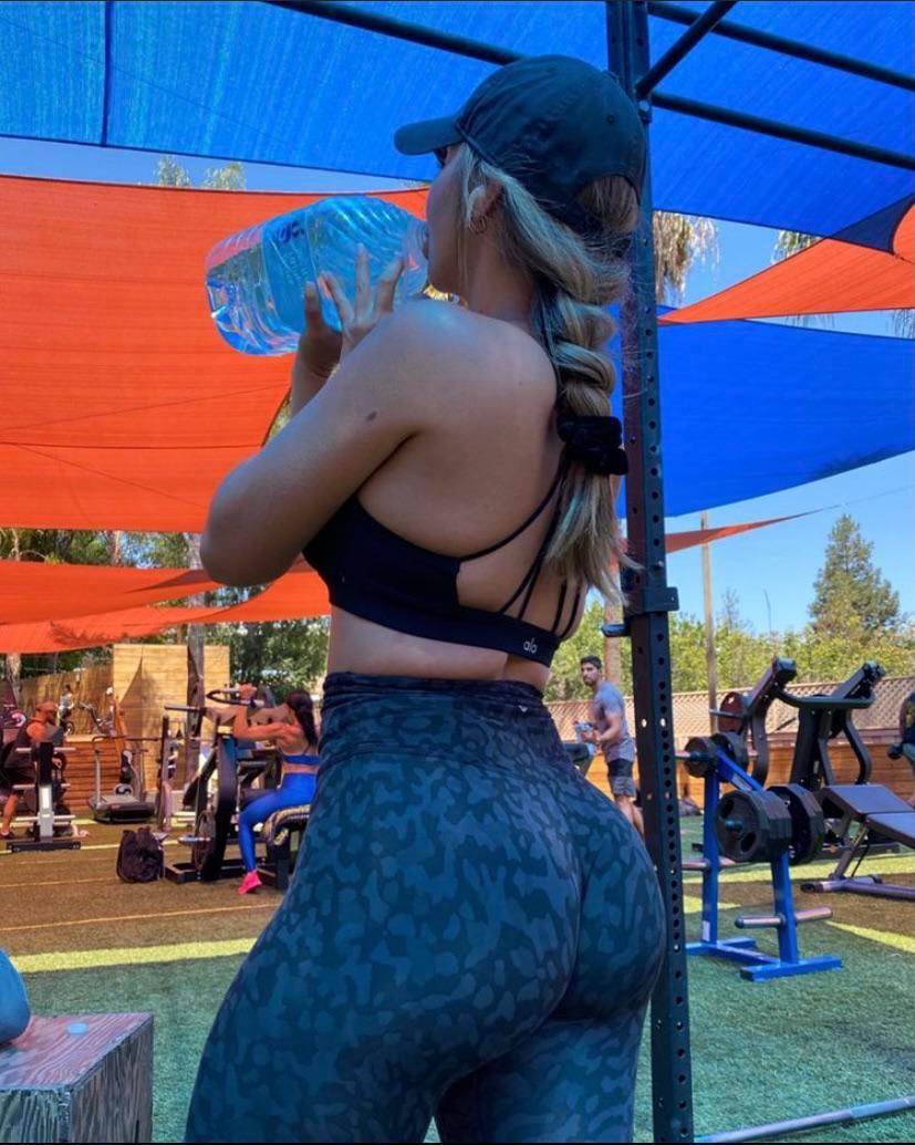 Discover more like Lululemonleggings: Staying hydrated and Related Content | Scrolller