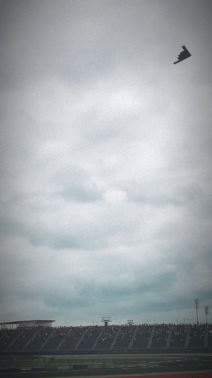 Stealth bomber in Austin skies. #kewl | Scrolller