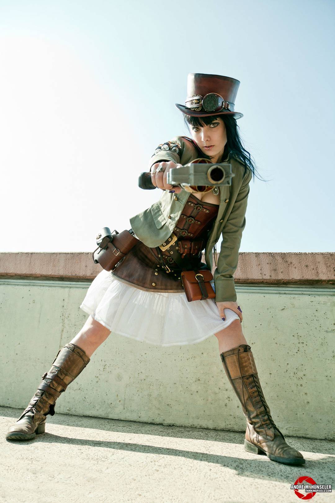 Steampunk striptease | Scrolller