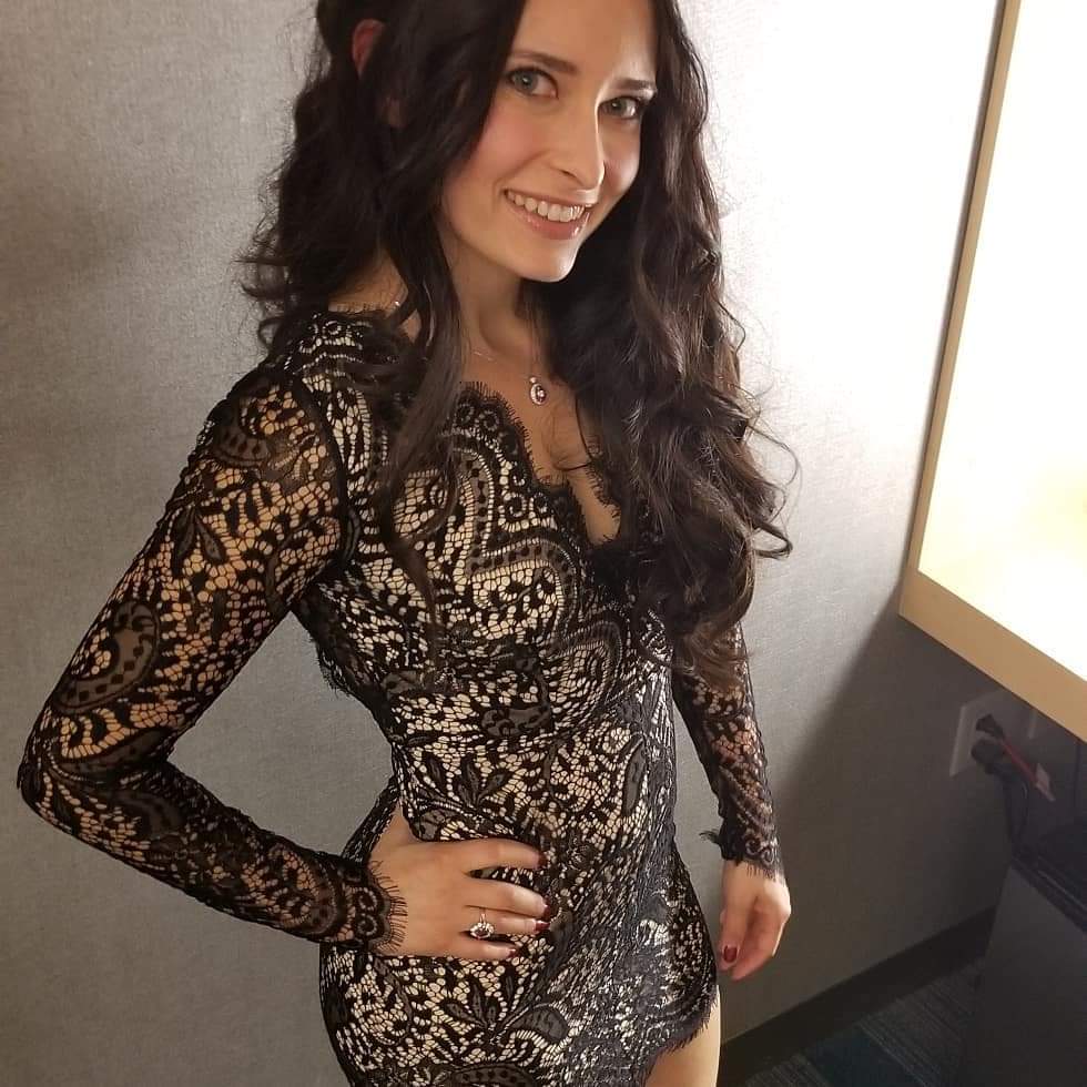 Stephanie | Scrolller