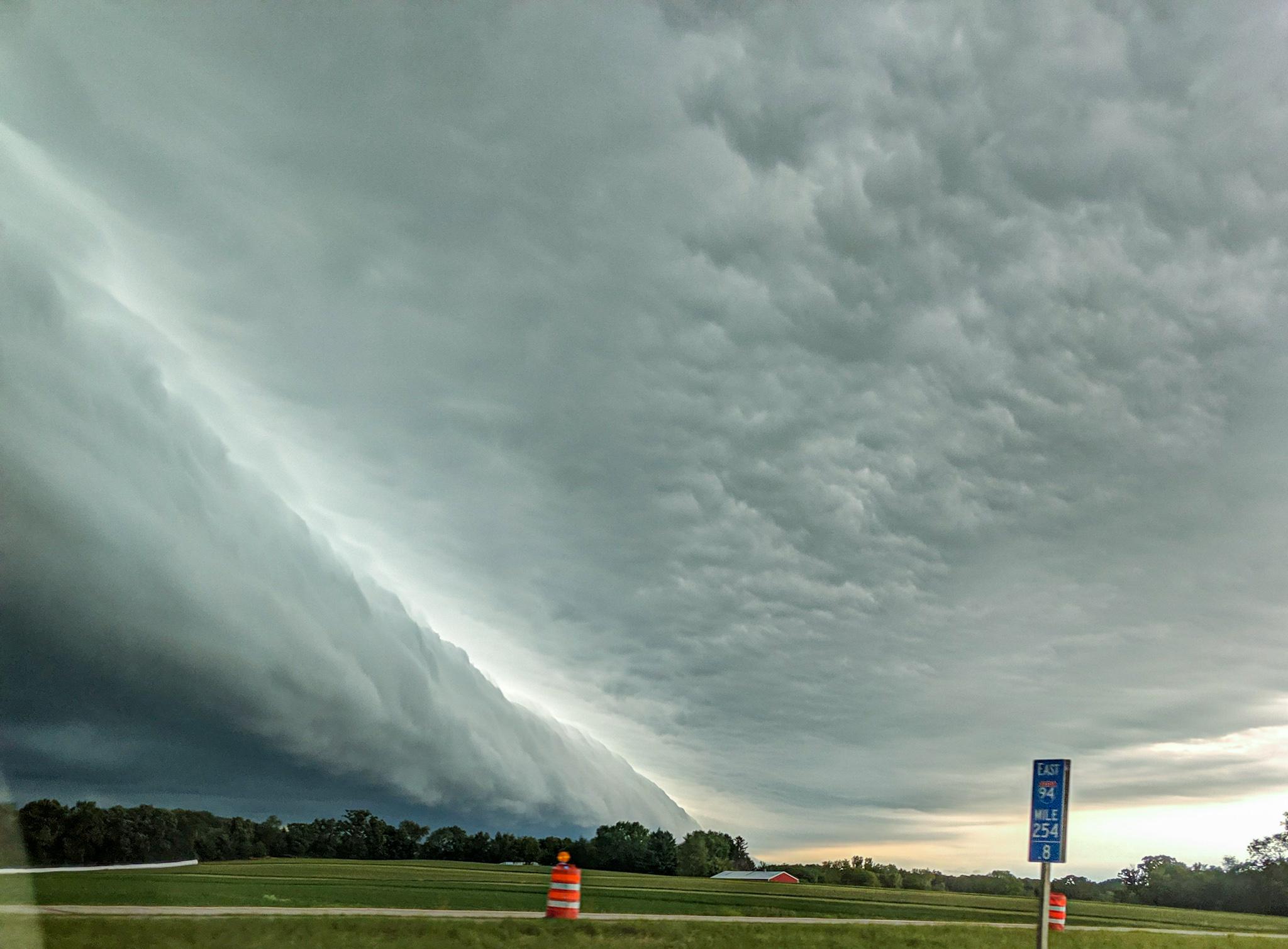 Storm incoming! | Scrolller