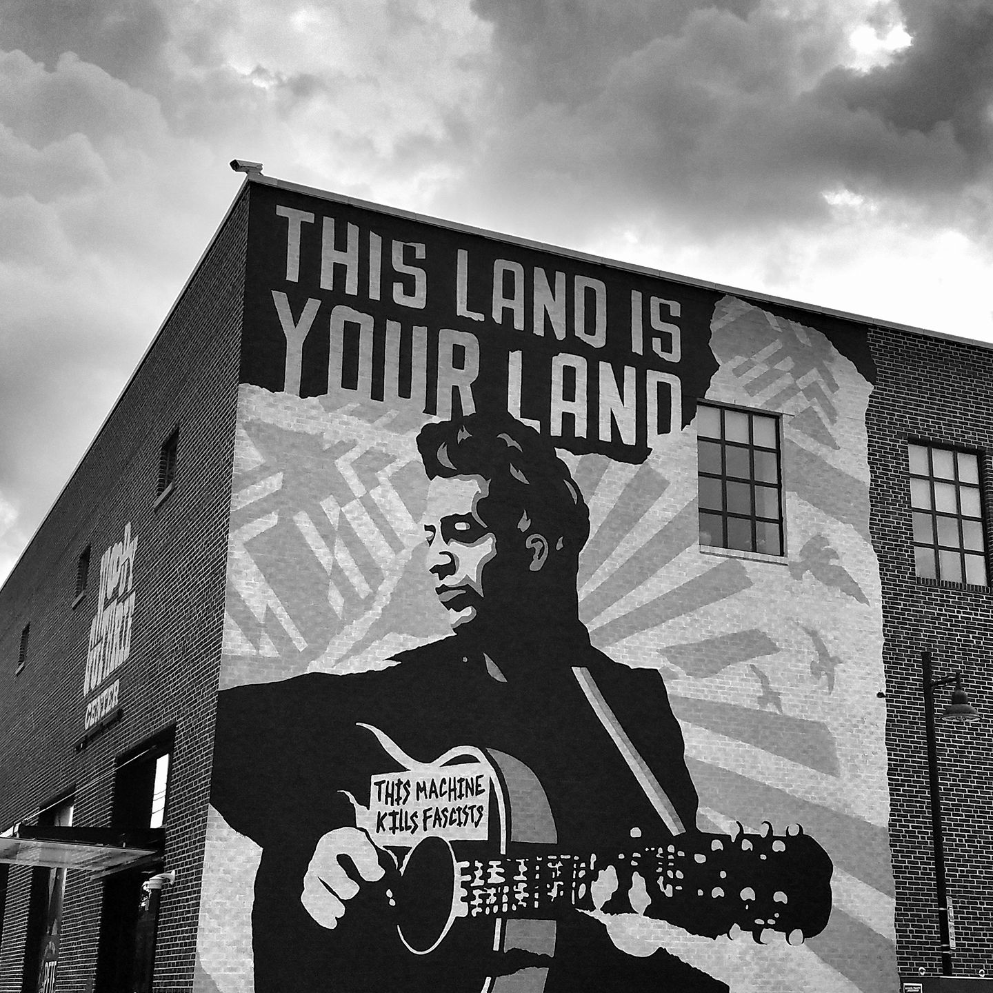 Storm's comin' | Scrolller