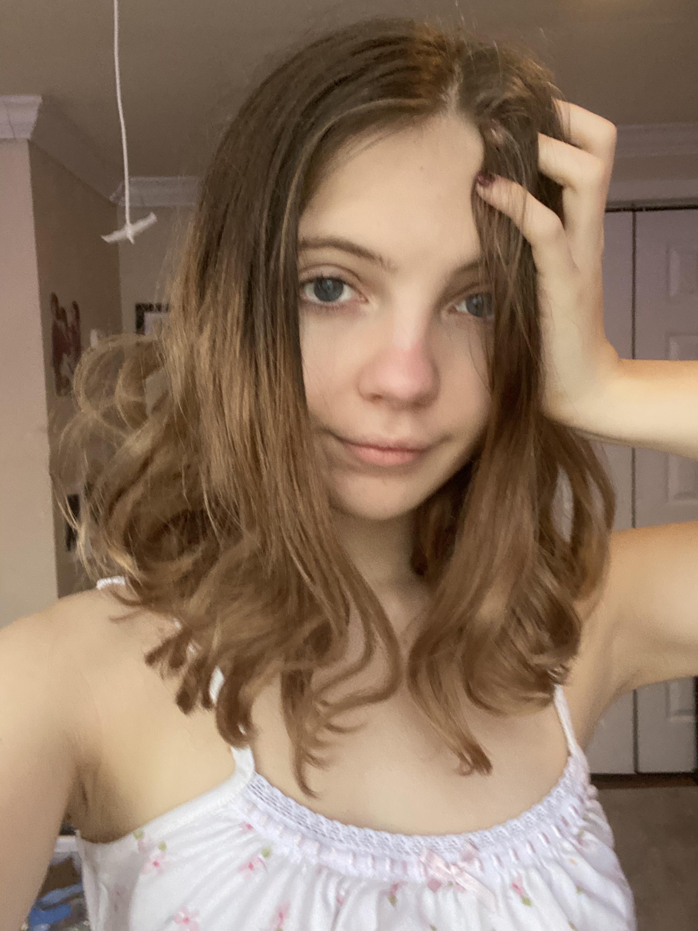 straight outta bed [over 18] | Scrolller