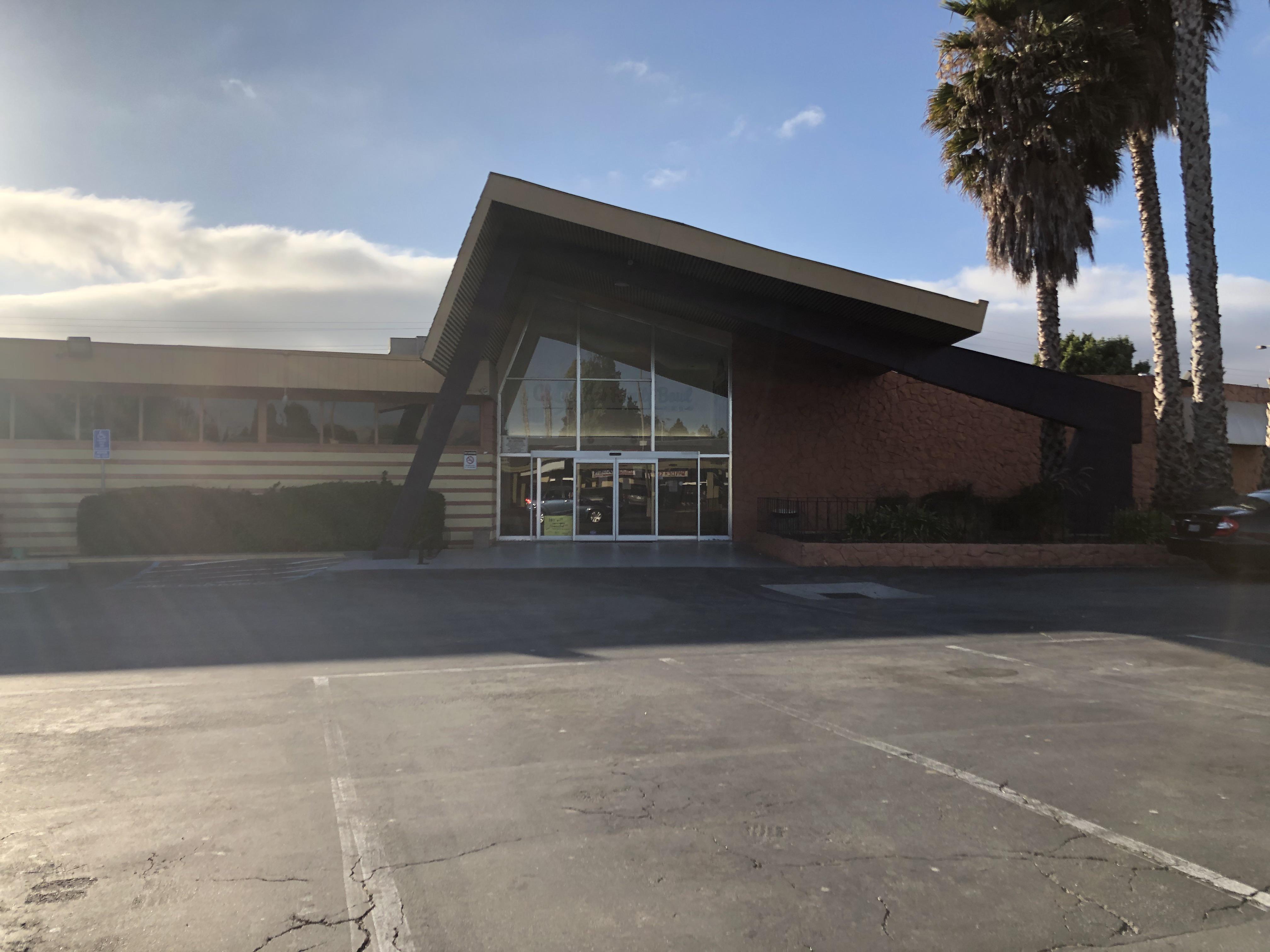 Strange to see it so empty, thanks for the memories Cloverleaf! | Scrolller