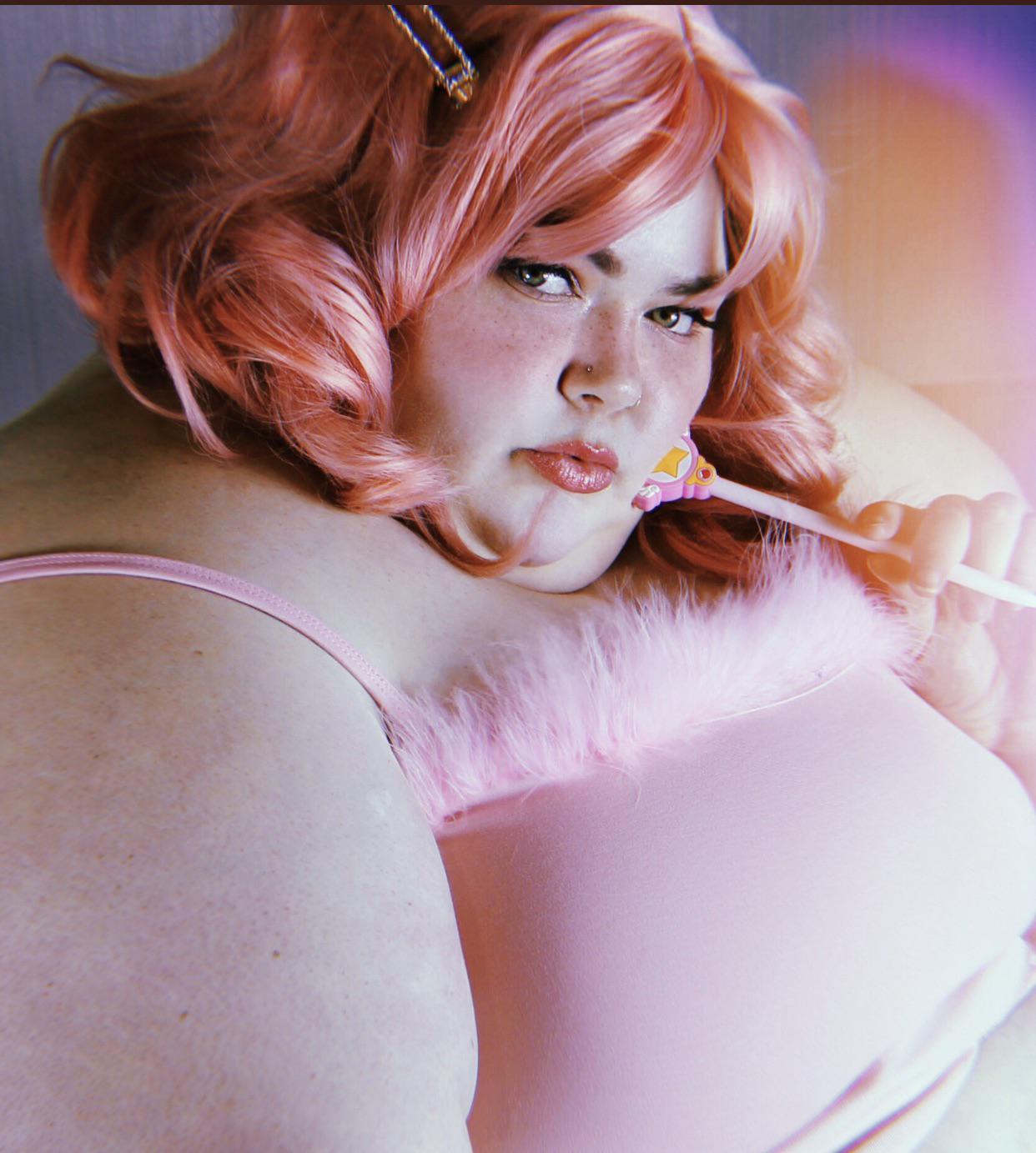 Strawberry | Scrolller