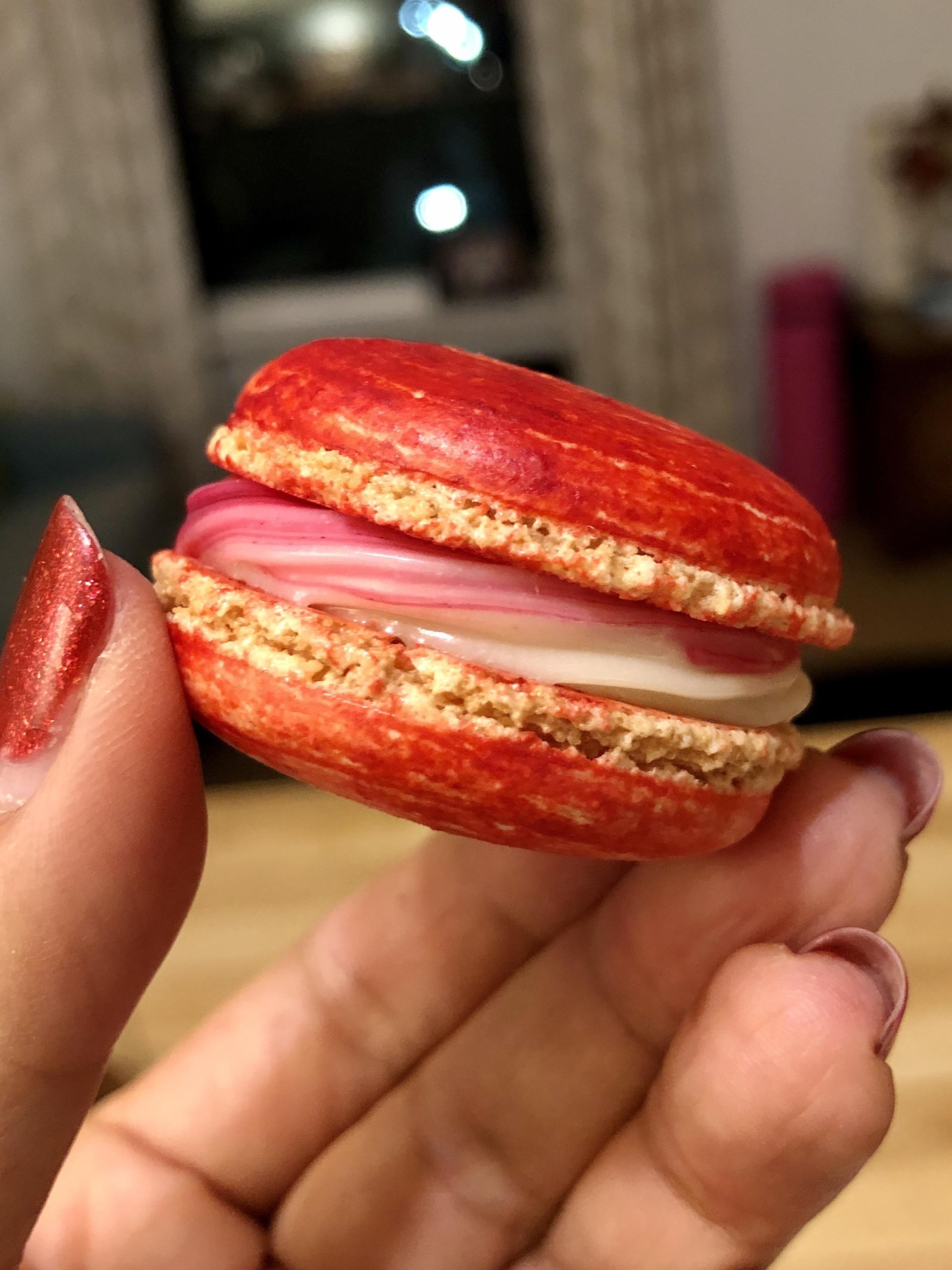 Strawberry swirl | Scrolller