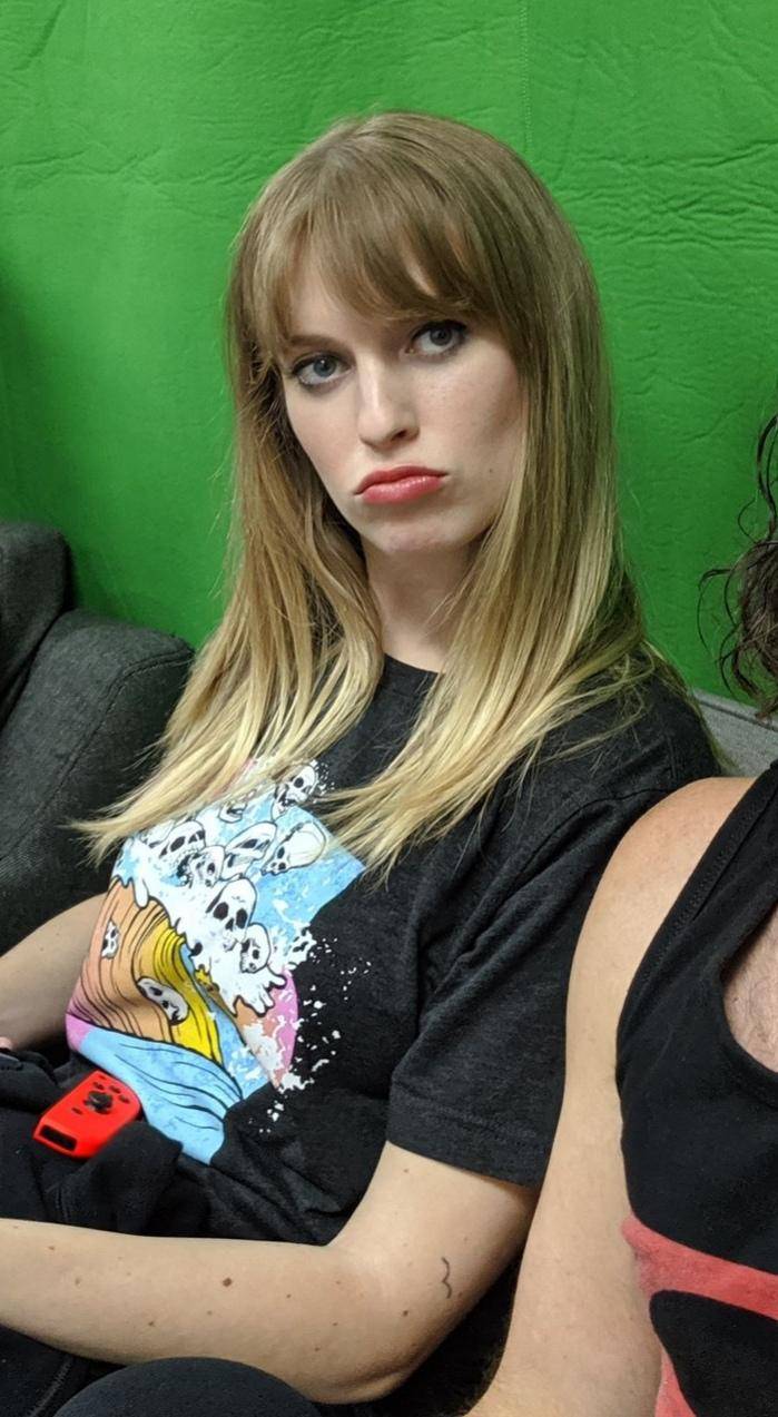 Streaming Barb | Scrolller