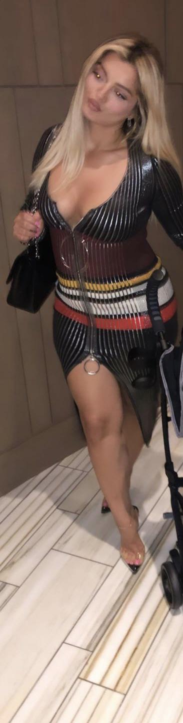 strolling | Scrolller