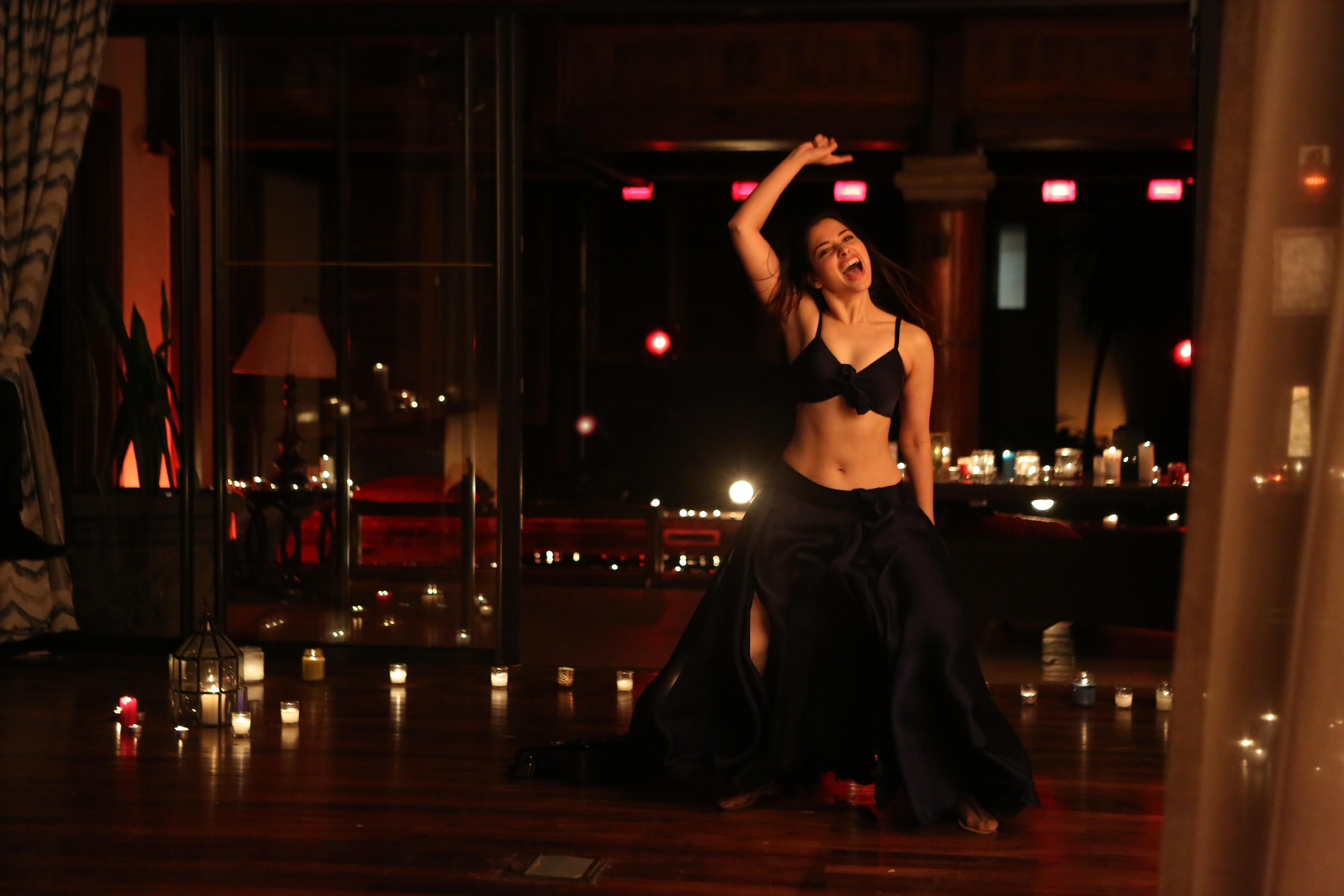 Structure | Scrolller