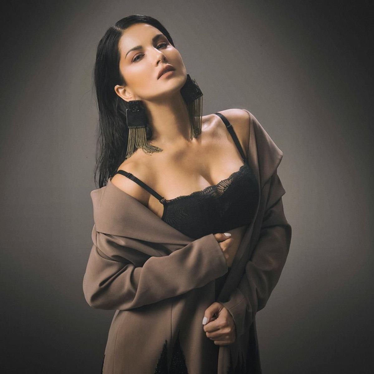 Stunning Sunny | Scrolller