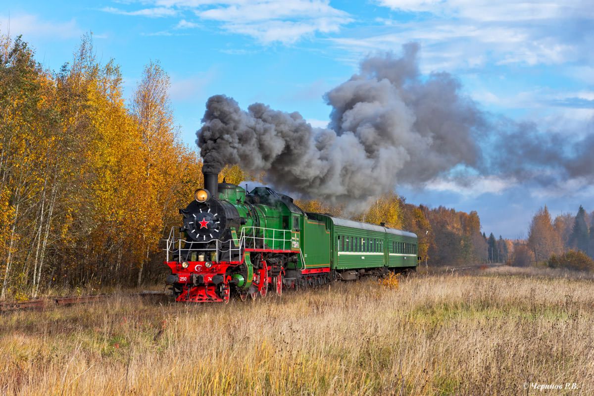 Su250-74 steam locomotive, Tver oblast, Russia, 2018-10-13 [1200×800] | Scrolller