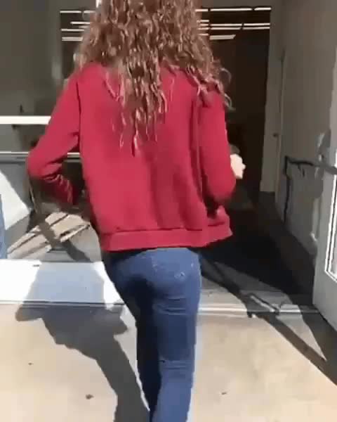 Such a cute lil butt | Scrolller