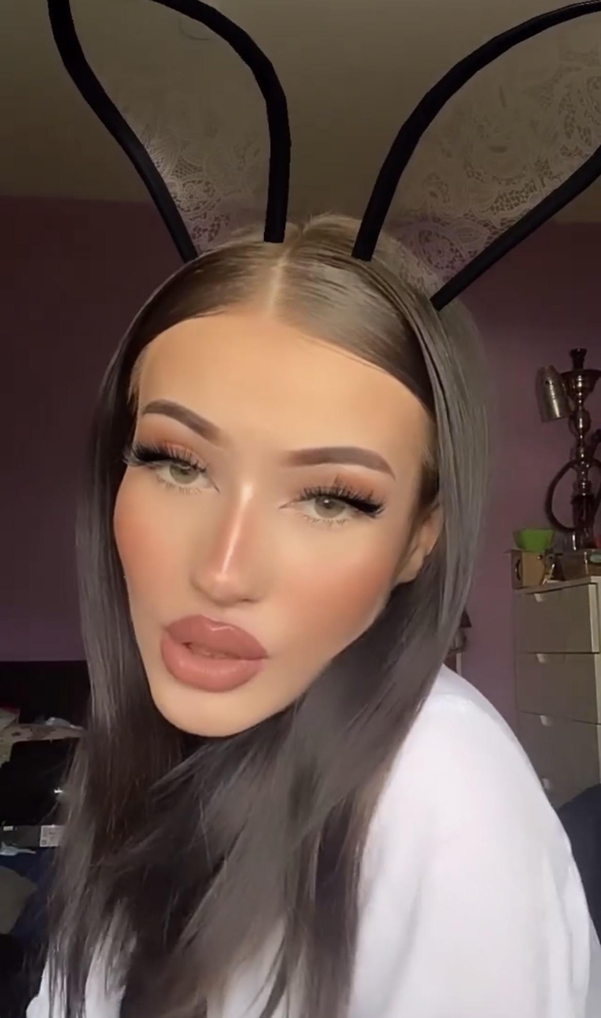 Suche noch devote deppen zum demütigen 😈 meldet euch!! Kik: findom.meli | Scrolller